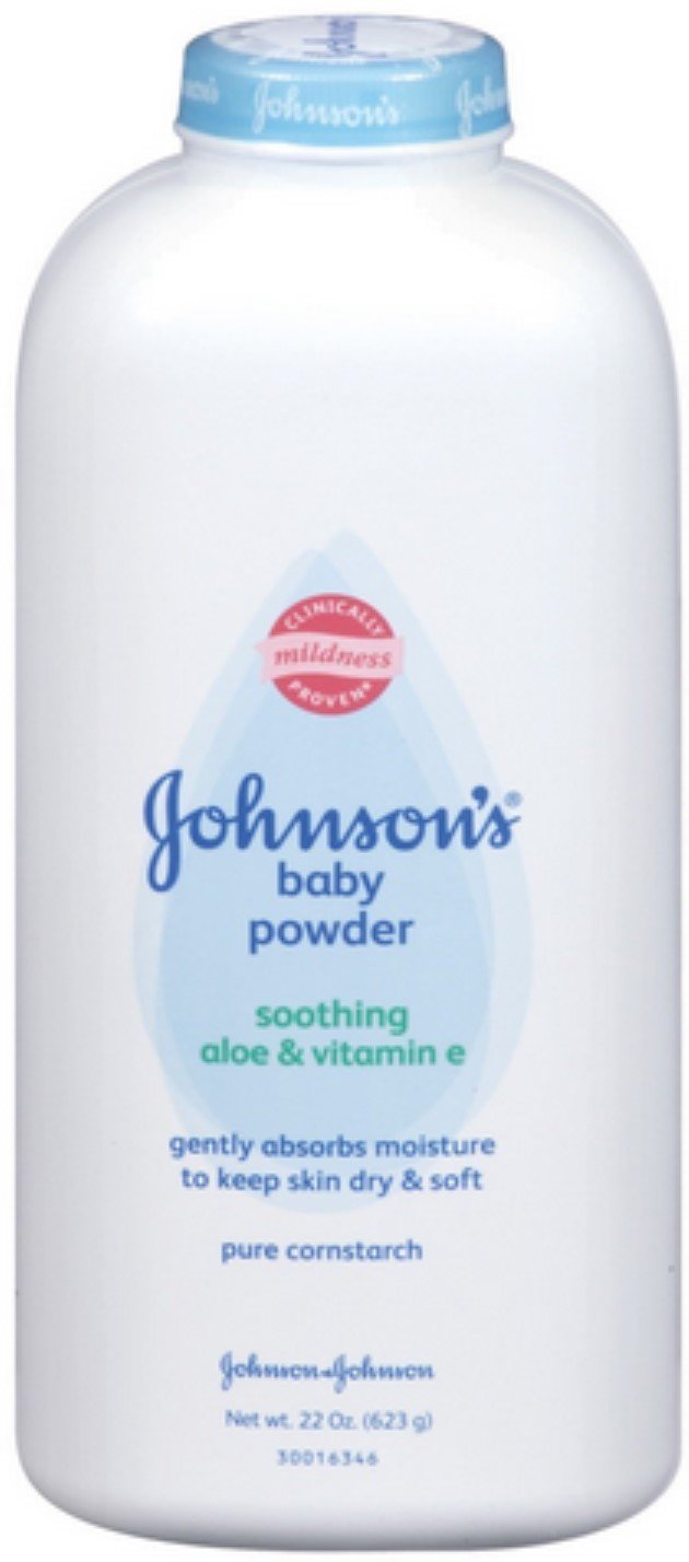 Johnson's Baby Powder with Naturally Derived Cornstarch Aloe & Vitamin E, Hypoallergenic, 22 oz (Pack of 6)