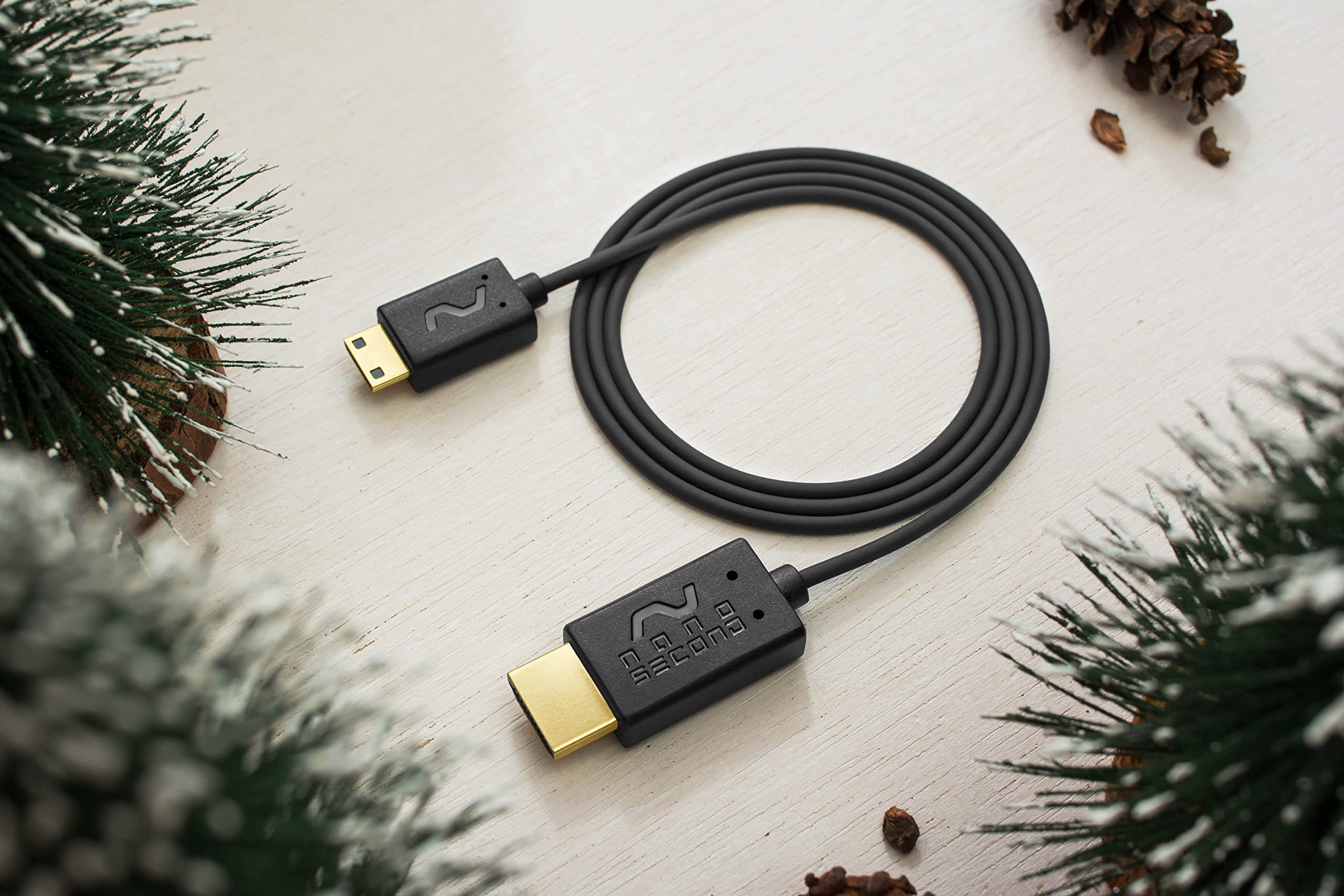 Nanosecond Super Extreme Thin High Speed Mini HDMI Cable (2.6 ft / 0.8 m) - World's thinnest and Most Flexible Mini HDMI Cable