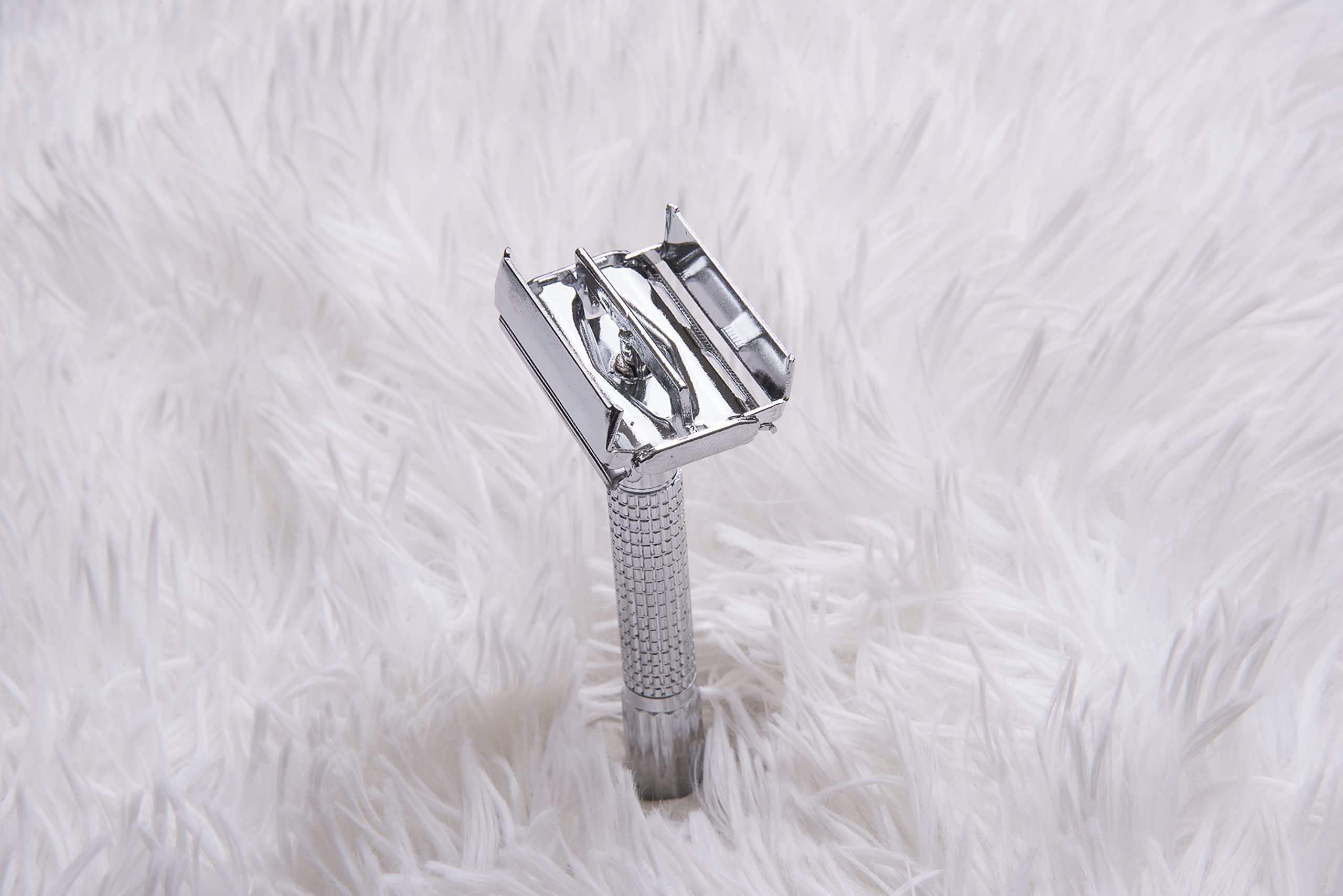 Swedish Platinum Bladed Double Edge Razor Kit for Zero Irritation - Stainless Steel Safety Razor Kit for Comfortable Wet Shaving with 5 Swedish Platinum Super Blades by grace & stella (5 Blades)