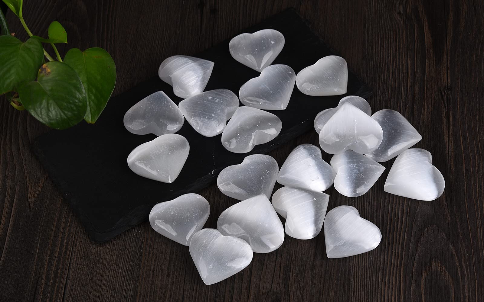 AMOYSTONE 20Pcs Selenite Crystal Heart Worry Stone 1.4-1.6" - Puffy Palm Pocket Heart Stone for Cleansing, Protection and Home Decoration Gift