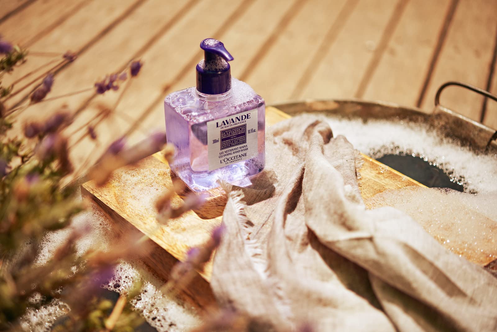 L'Occitane Lavender Cleansing Hand Wash Refill, 16.9 Fl Oz: Relaxing Aroma, Lavender From Provence, Gently Cleanse, Vegan, All Skin Types, Reduce Waste