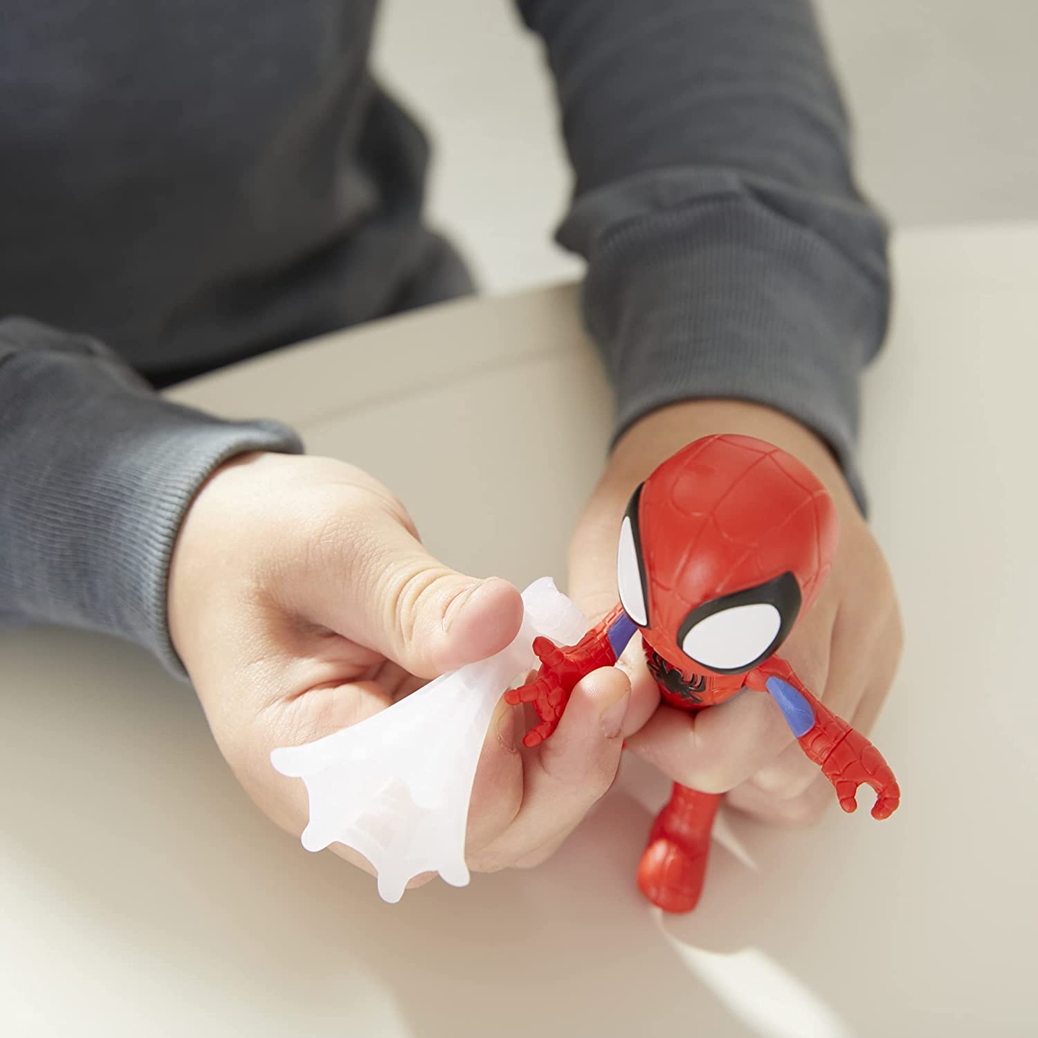 Spidey and his Amazing Friends Marvel Spidey Hero Figure, 4-Inch Scale Action Figure, Includes 1 Accessory for Kids Ages 3 and Up