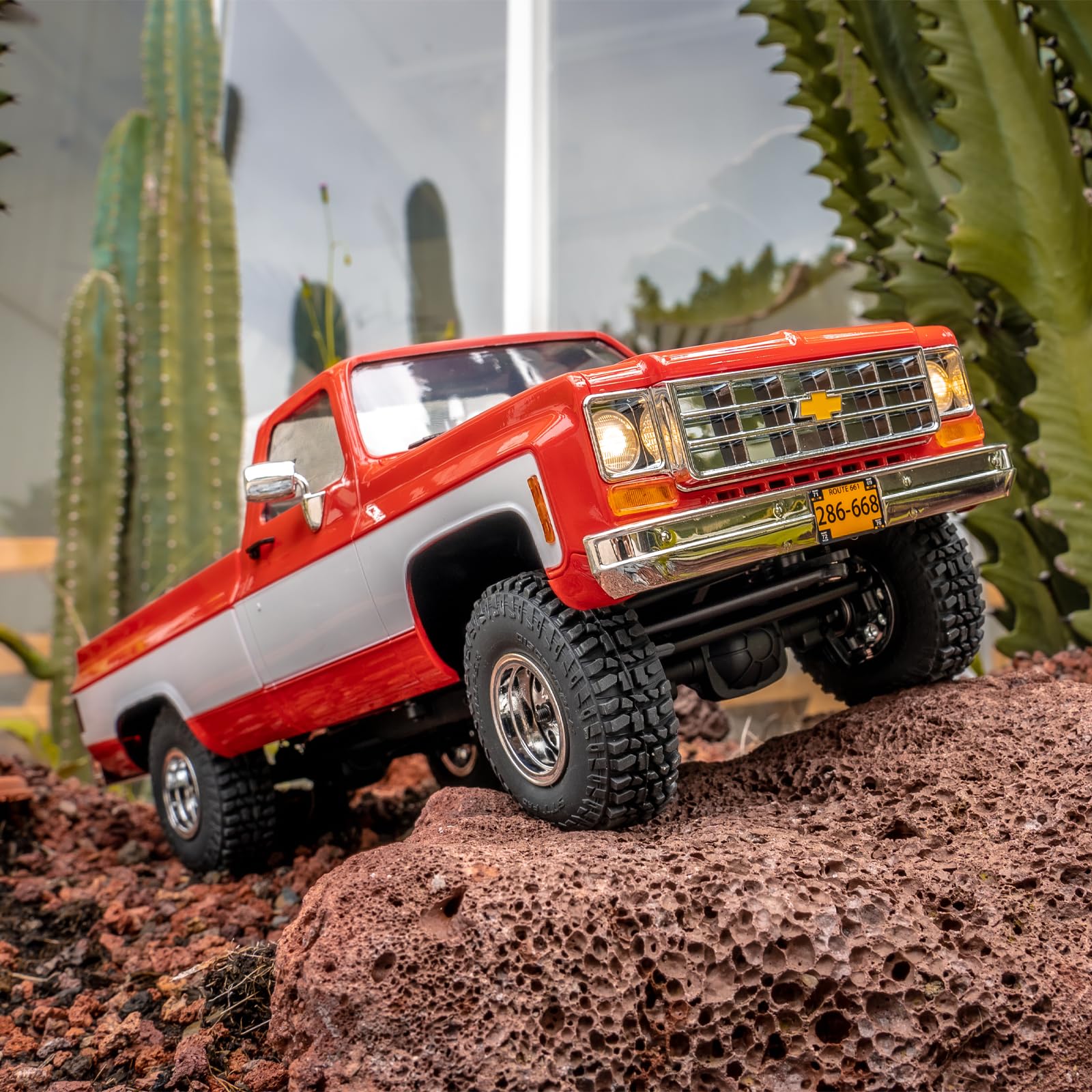 FMS 1/18 RC Crawler K10 4WD Brushed RTR RC Car Official Licensed RC Model 4WD Hobby RC Crawler Remote Control Car with LED Lights 3-Ch 2.4GHz Transmitter for Adults