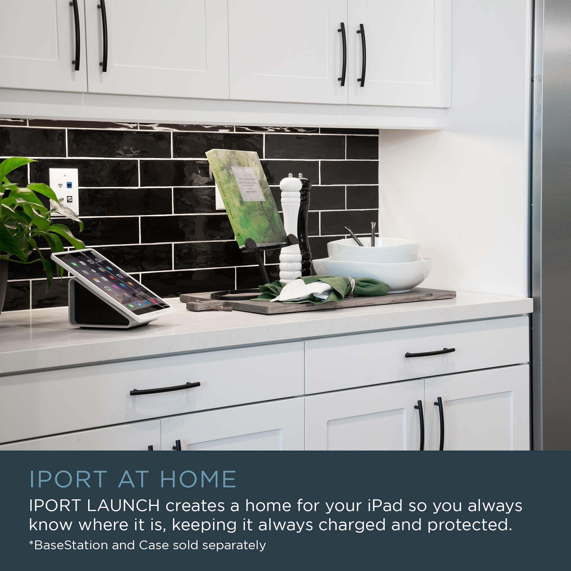 IPORT LAUNCH (LaunchPort) BaseStation iPad Stand - Compatible with all LAUNCH Cases - Silver