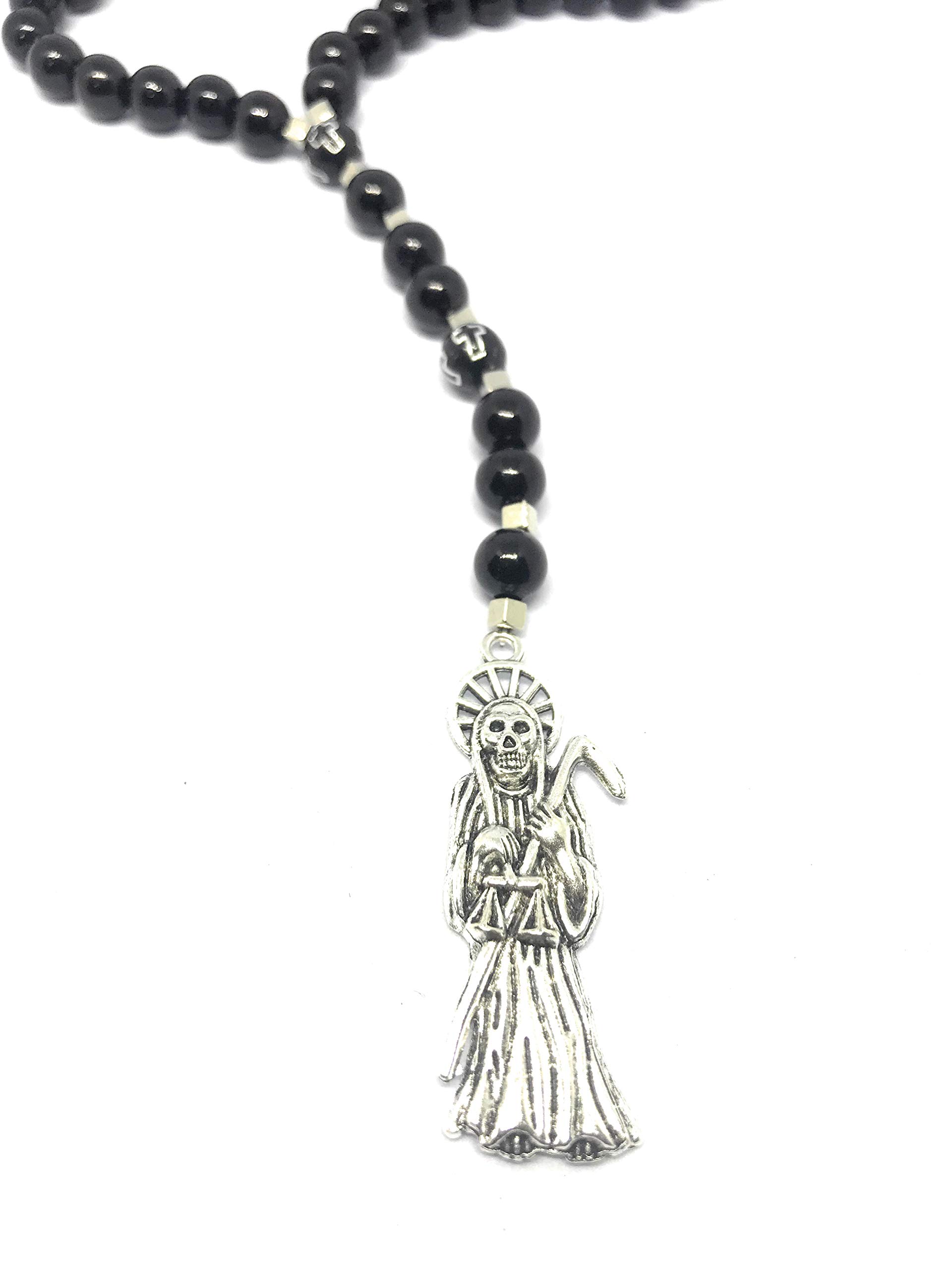 Acrylic Holy death's necklace, rosary style. Collar de la Santa Muerte de acrilico estilo rosario. Grim reaper Y style necklace.