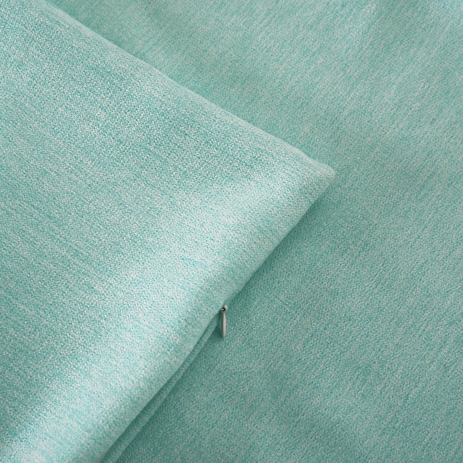 Deconovo 24 Inch Summer Pillow Covers Pack of 2 Green Pillowcase Covers Square Throw Pillow Cover for Bed Sofa Pillow 24 x 24 Inch Grass Green Set of 2 No Pillow Insert