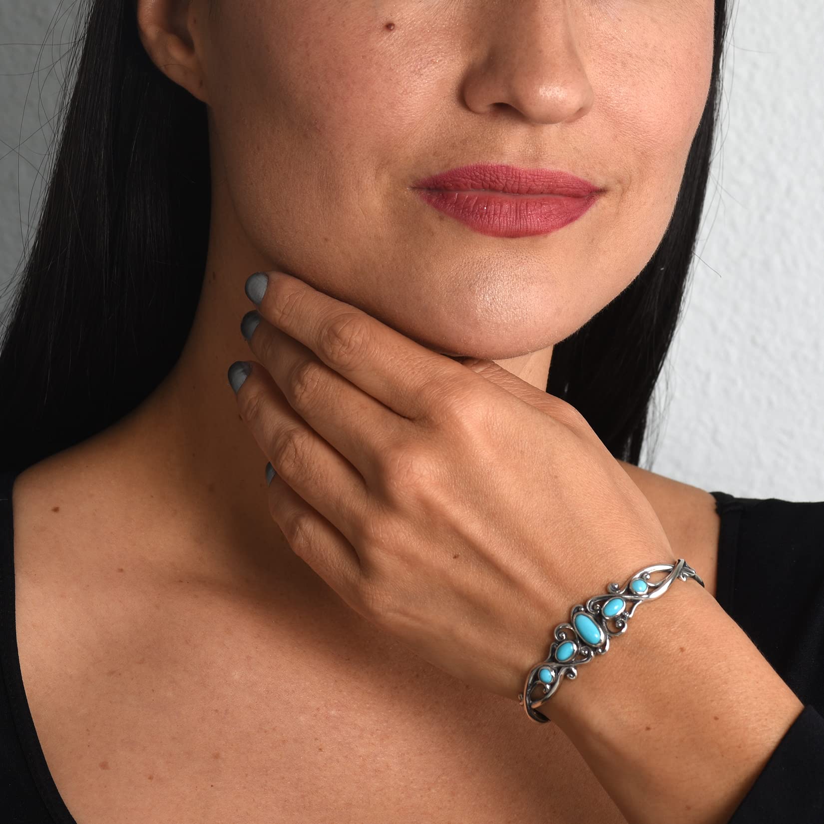 American West Sterling Silver Women's Cuff Bracelet Blue Turquoise Gemstone Leaf Vine Design Size Small
