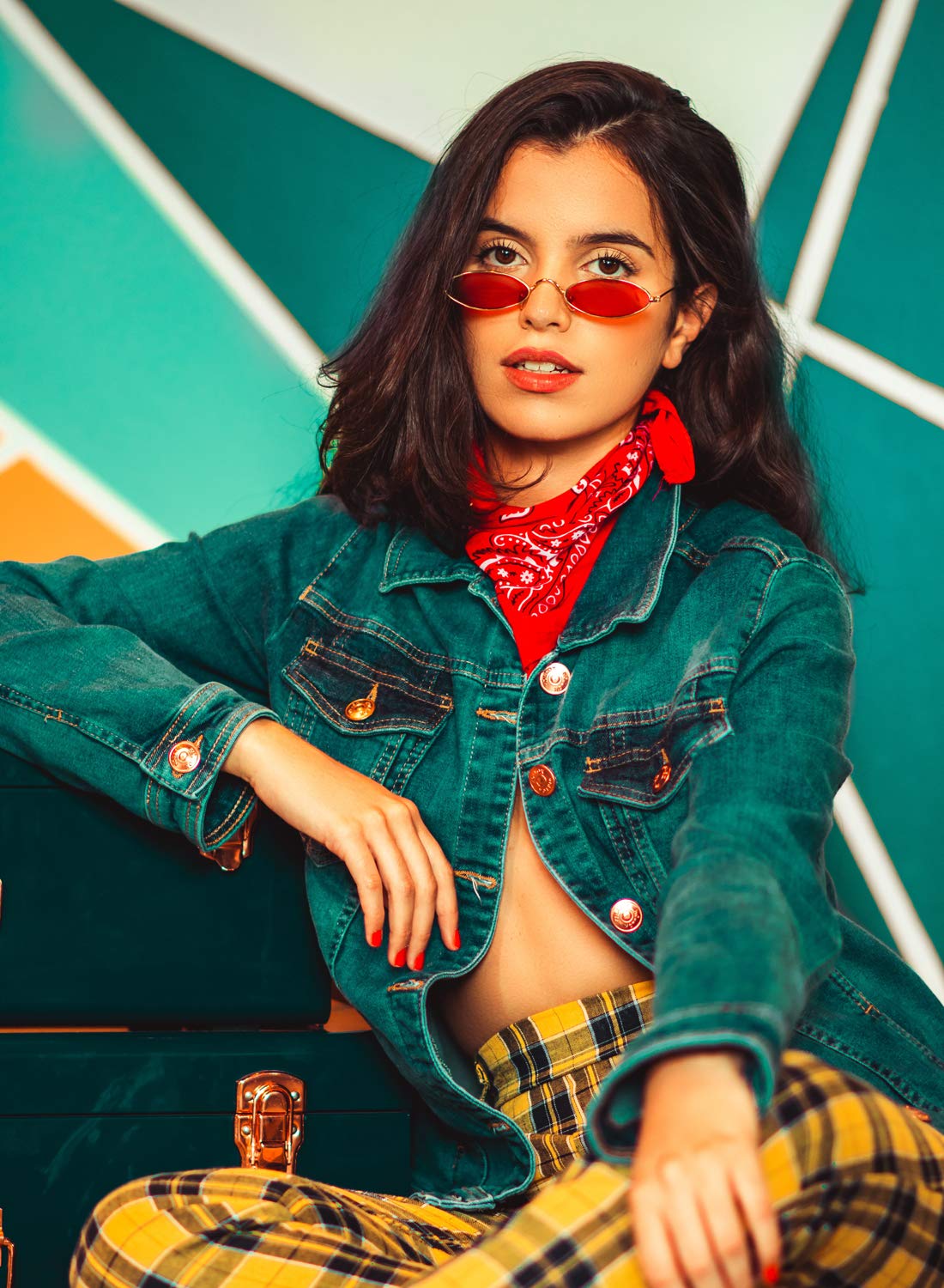 COASION Vintage Small Oval Aesthetic Sunglasses Retro for Women Men Hippie Cool Metal Frame Sun Glasses (Gold Frame/Red Lens)