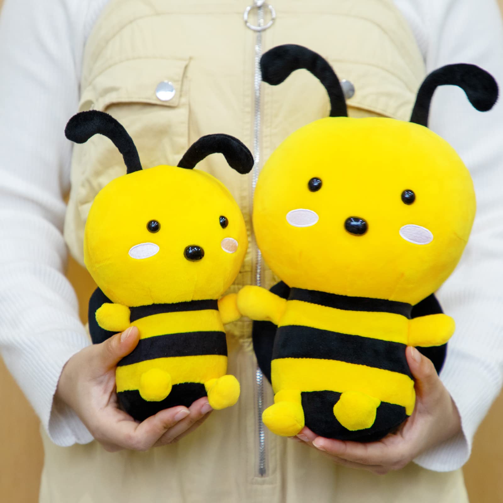 Putrer Bee Plush Toy,8" Bee Stuffed Animal,Soft Honeybee Plush Doll Gift for Kids Birthday Party,Christmas,Valentine (8 inch)