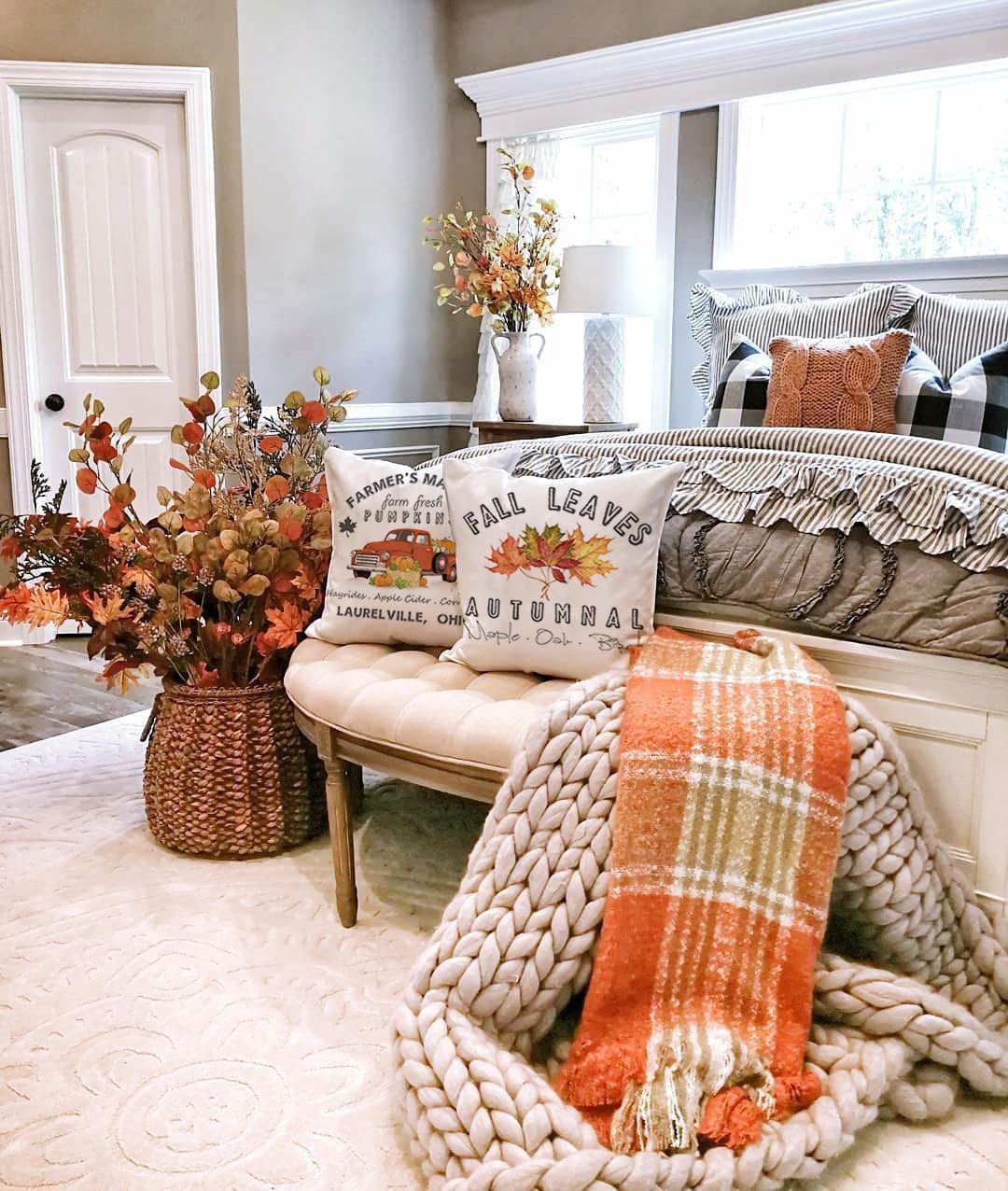 AENEY Fall Pillow Covers 18x18 inch Set of 4 Fall Decorations Orange Truck Pumpkin Throw Pillows for Fall Thanksgiving Farmhouse Decorative Pillows A254