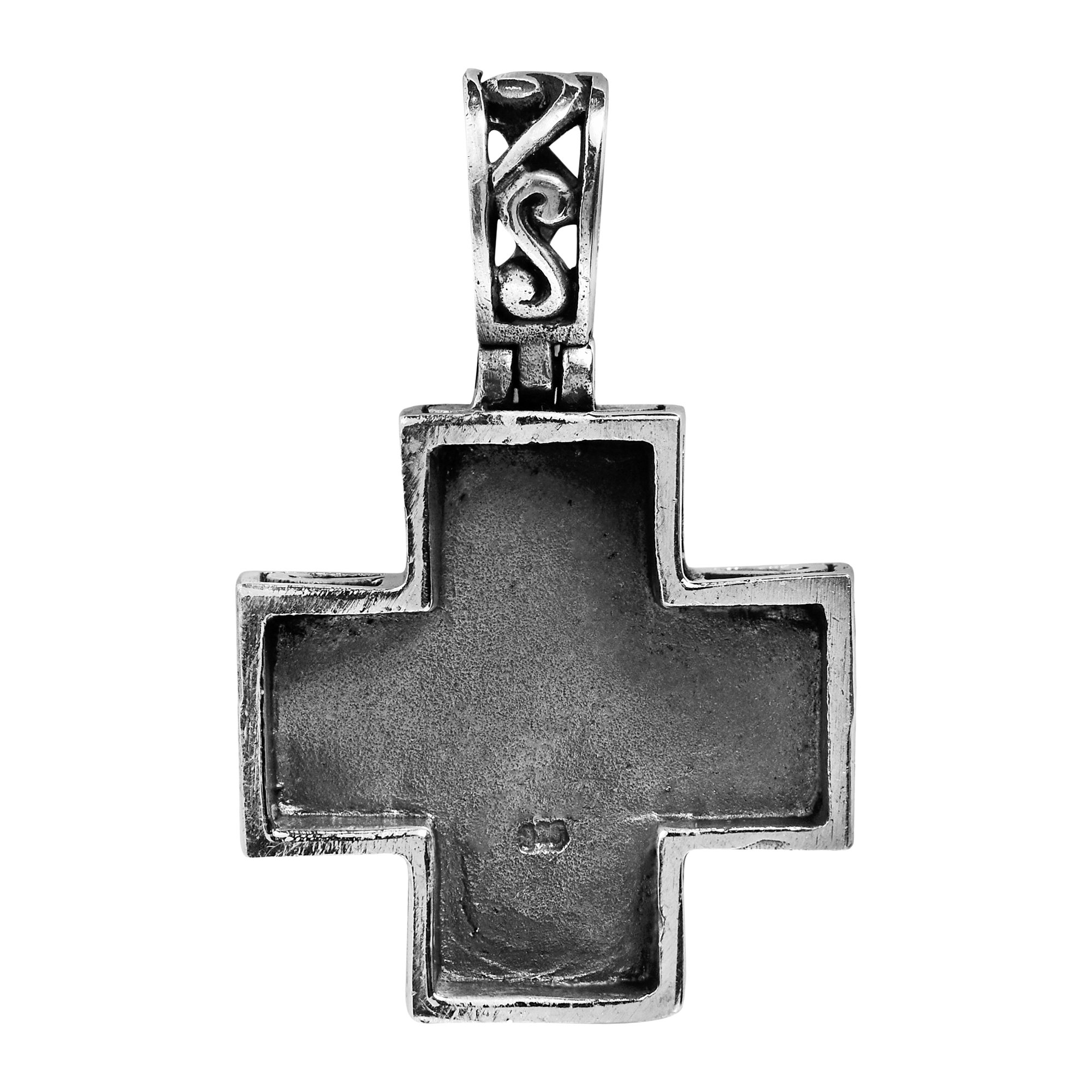 AeraVida Beautiful Heart Greek Cross .925 Sterling Silver Pendant