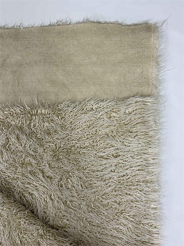 FabricEmpire 1.5'' Faux Fur Fabric Long Pile Curly Llama (Ivory) 2LB 2-Way Stretch / 60'' Wide/ by Continuous Yard