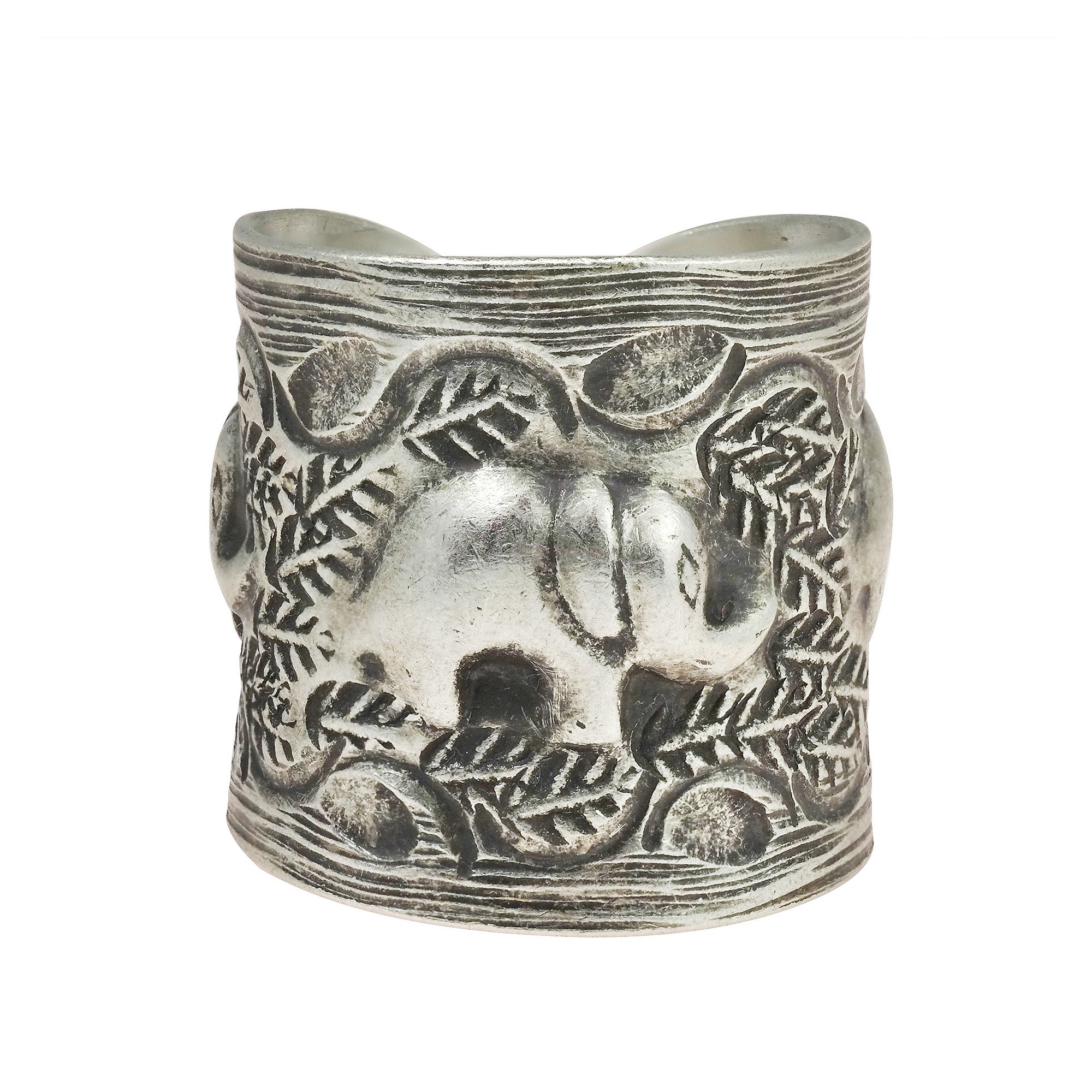 AeraVida Thai Karen Hill Tribe Jungle Elephant Family Wrap .95 Fine Silver Ring