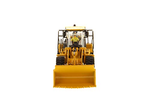 Diecast Masters 1:87 Caterpillar 972M Wheel Loader with Log Fork โ HO Series 85950
