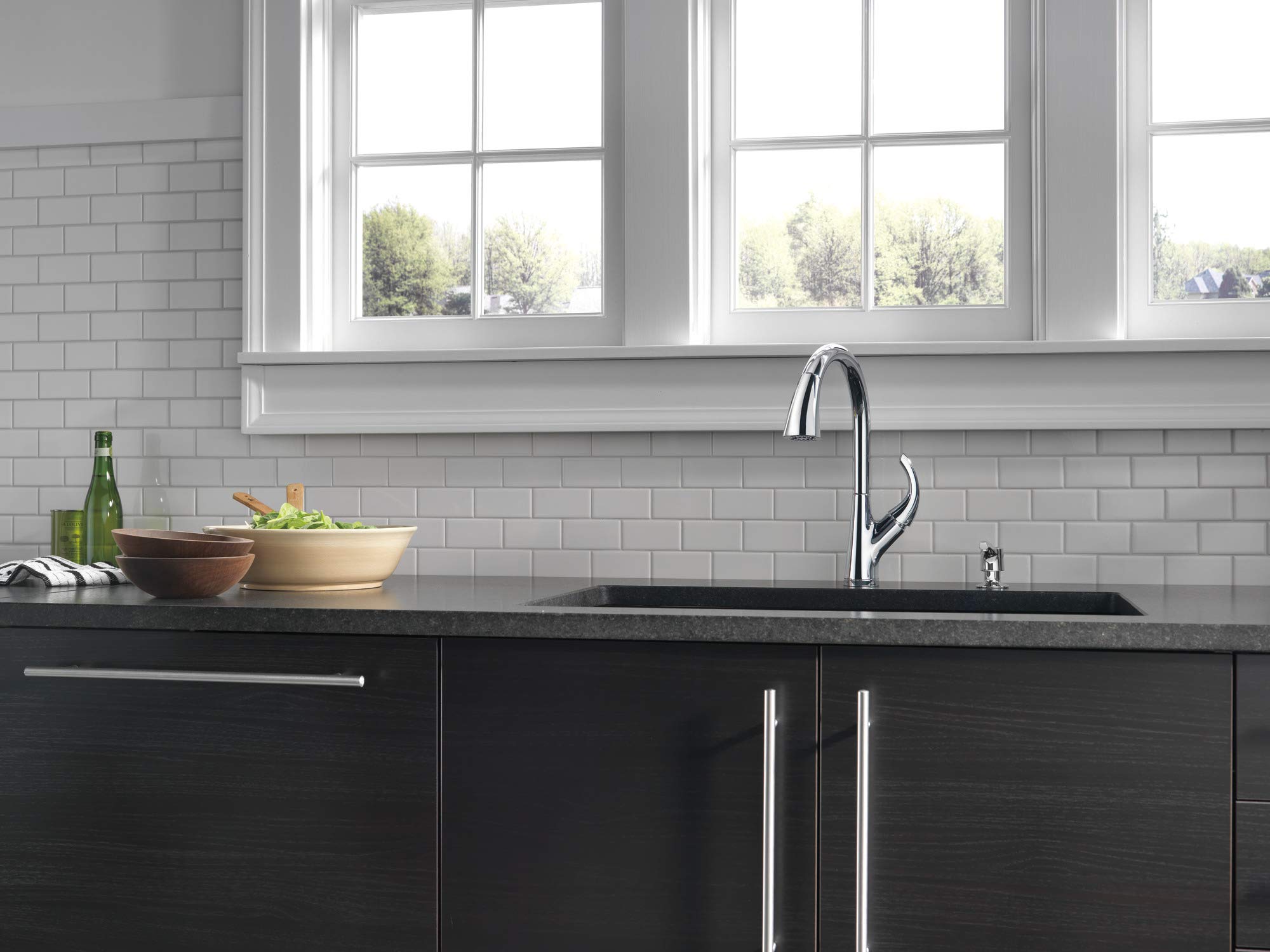Peerless P7935LF Parkwood Single Handle Pulldown Kitchen Faucet Pull-Down, Chrome