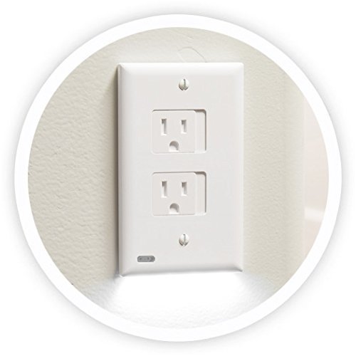 SnapPower 3 Pack SafeLight [for Décor Outlets] - Self-Closing Safety Cover Plate with LED Night Light - Child-Proofing Wall Plate Helps Protect Baby from Electrical Shock - (Décor, White)