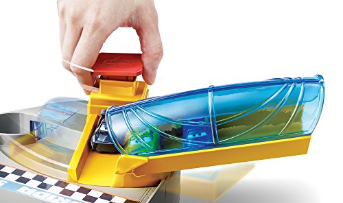 Disney Pixar Cars Mini Racers Rollin' Raceway Playset