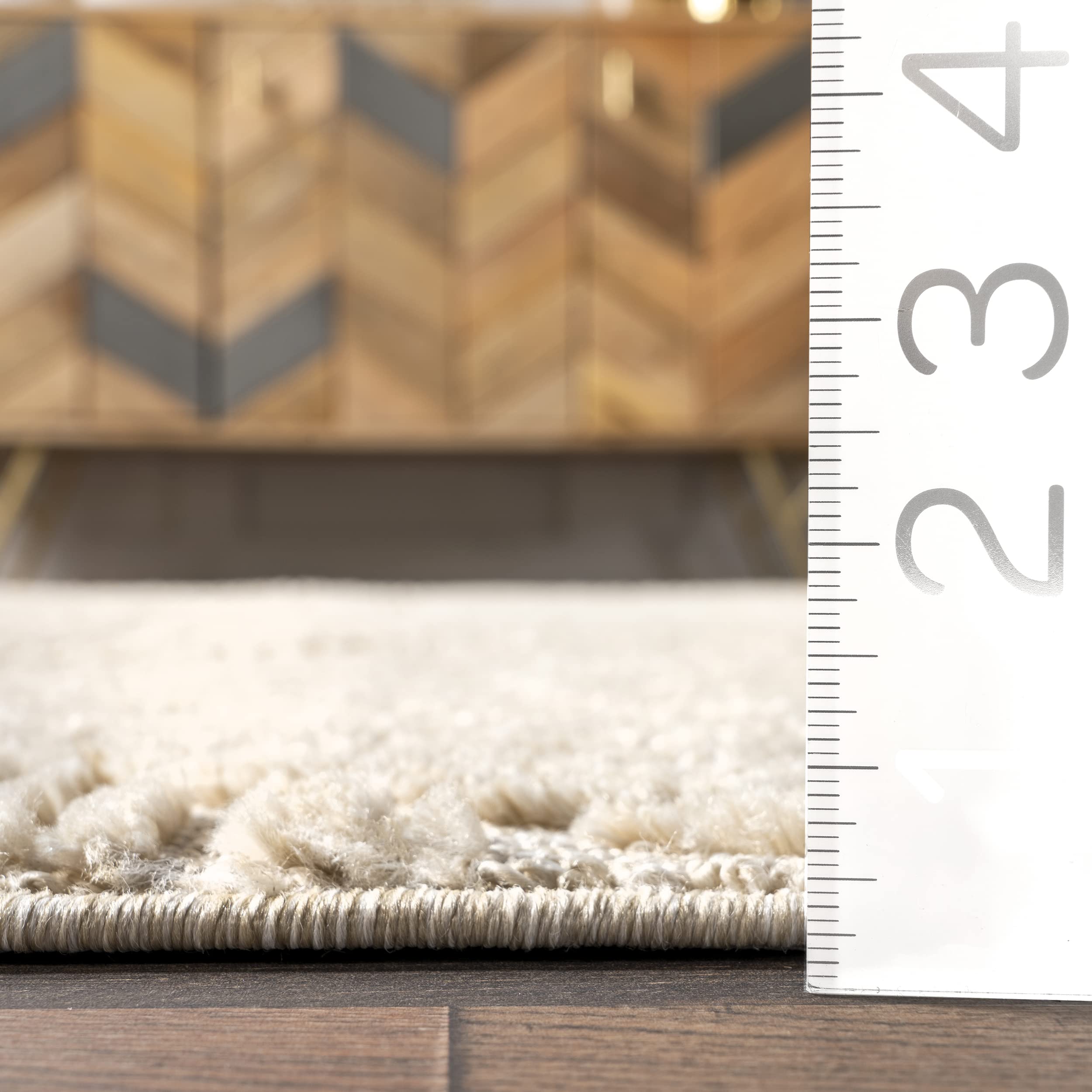 nuLOOM Kerry Geometric 7x9 Area Rug for Living Room Bedroom Dining Room Kitchen, Beige