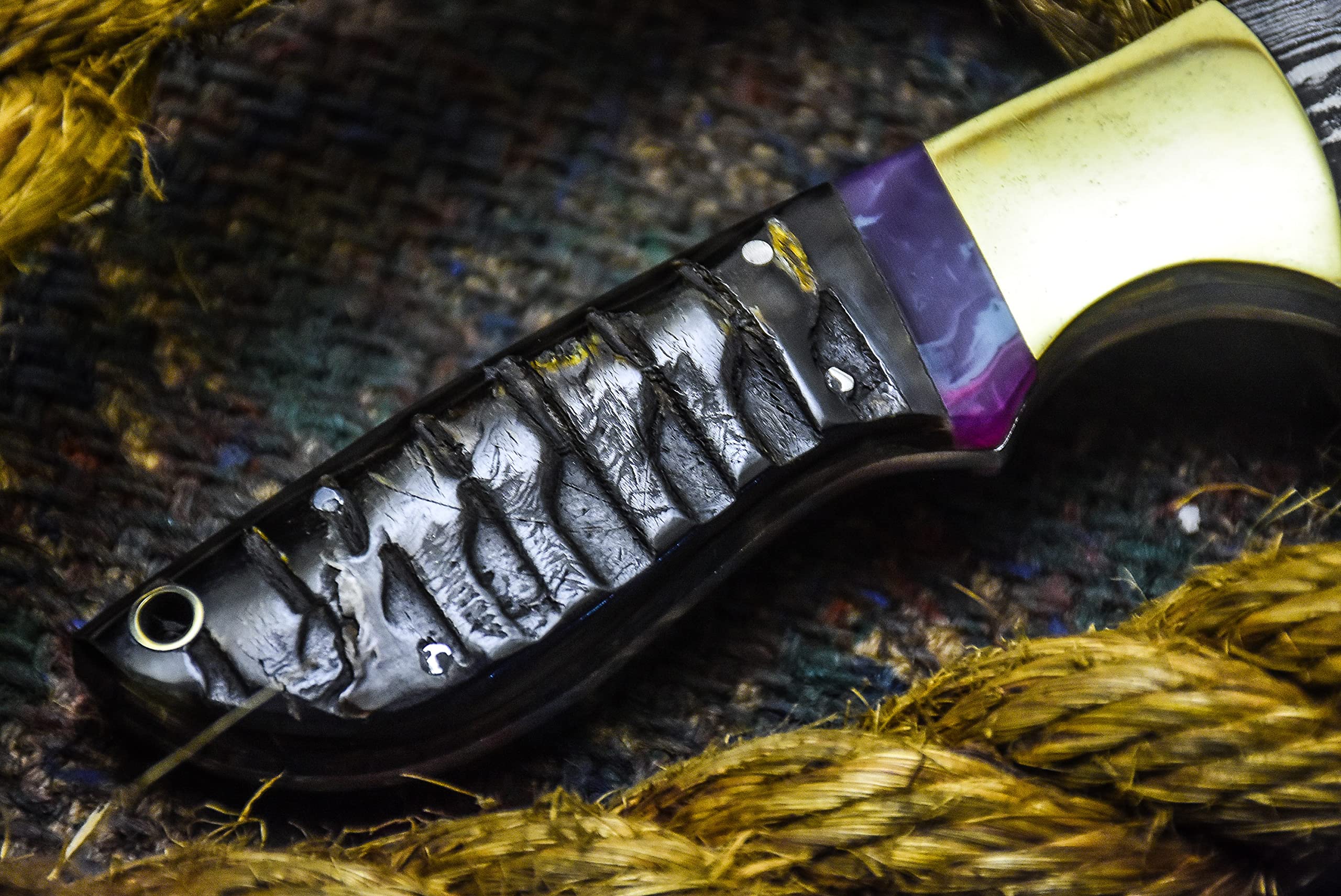 Alonzo Beautiful Damascus Knife Made of Remarkable Damascus Steel Ram Handle-Ideal Hunting Fixed Balde Brass Tube Knife with Sheath 26202