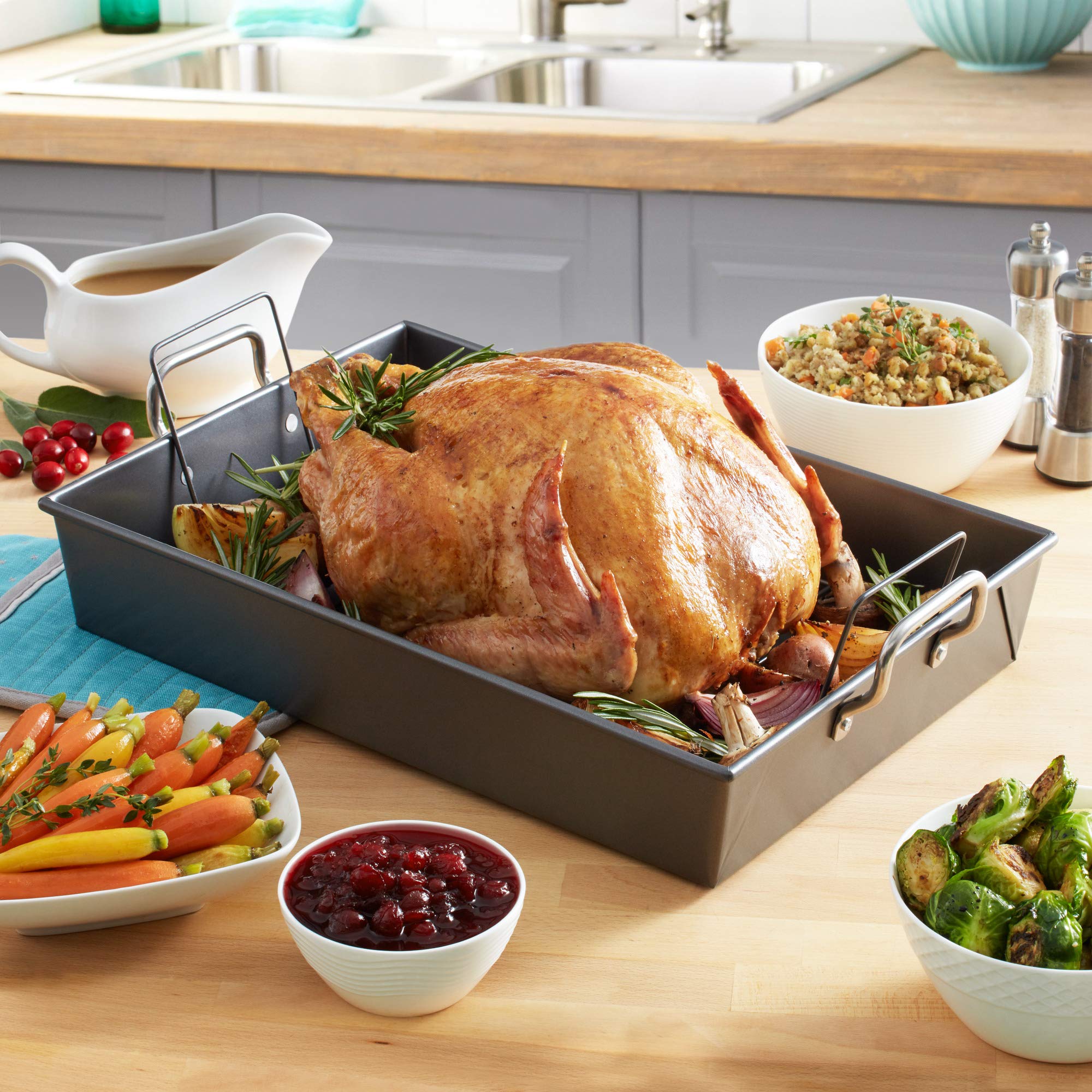 Chicago Metallic Professional Non-Stick Roaster with Handles and Non-Stick Rack, 17-Inch-by-12-Inch