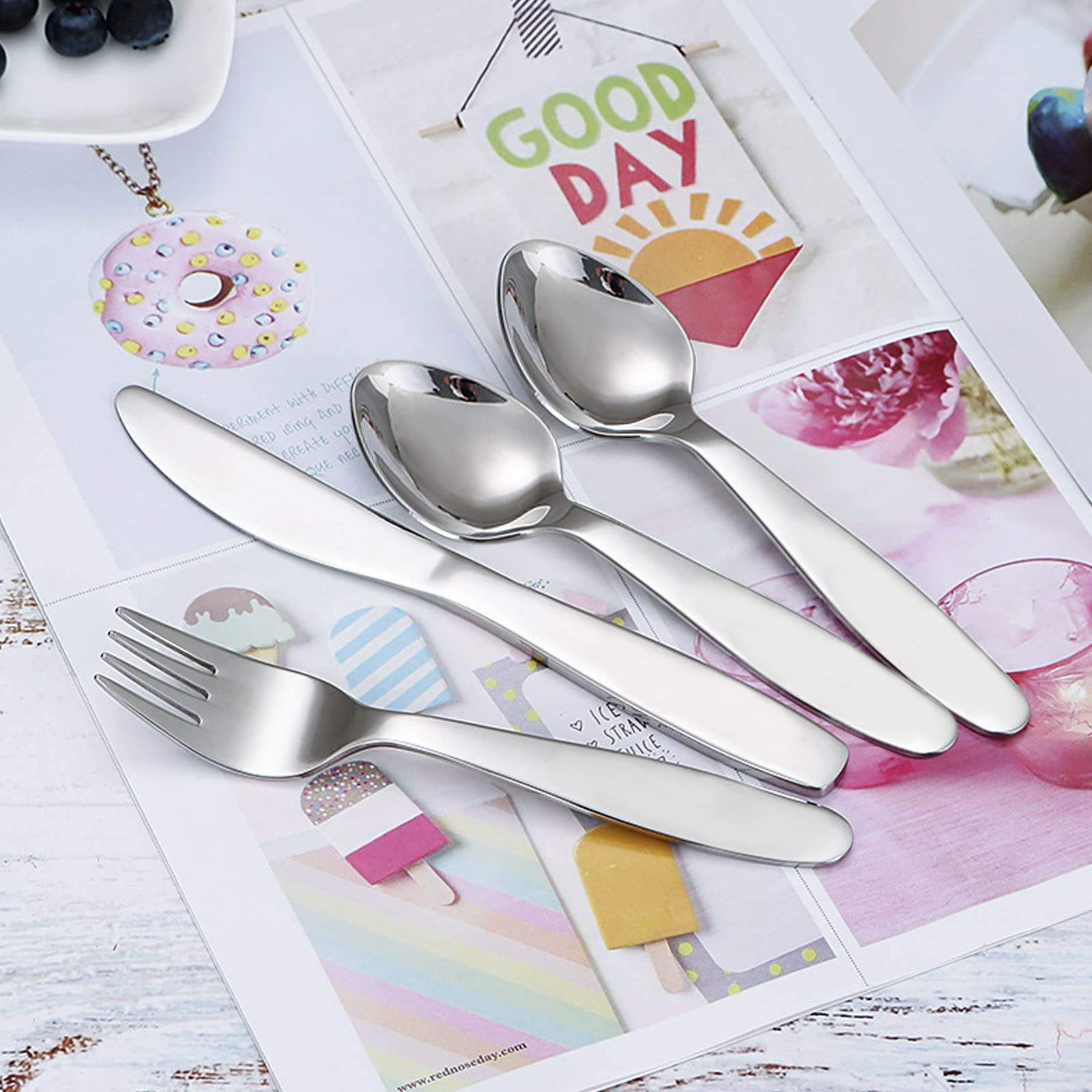 VANRA Premium 18/8 Stainless Steel Children Cutlery Set 5.8-inch Kids Dinner Forks Set 4 Pieces Silverware Flatware Utensil Set for Home School (4 Forks)