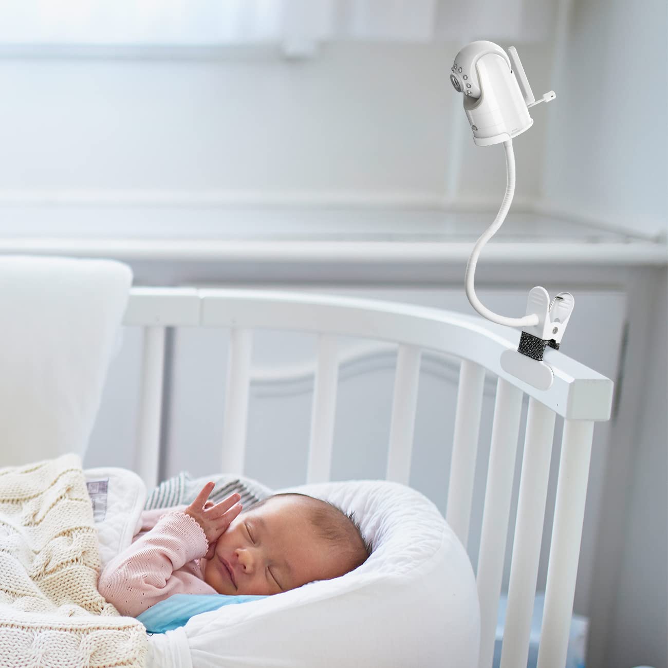 Akoemxeeo 360 Degree Rotating Baby Monitor Mount, Compatible with DXR-8 and DXR-8 PRO, White