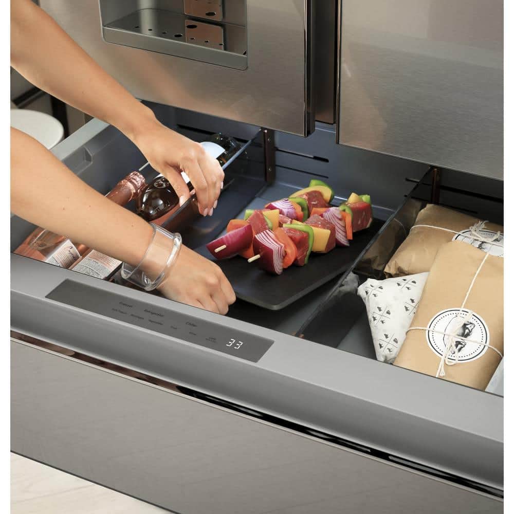 Cafe CVE28DP2NS1 27.6 Cu.Ft. Stainless 4-Door French Door Refrigerator Title