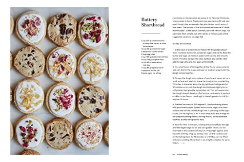 Cannelle et Vanille Bakes Simple: A New Way to Bake Gluten-Free (with Vegan Options for Most Recipes)