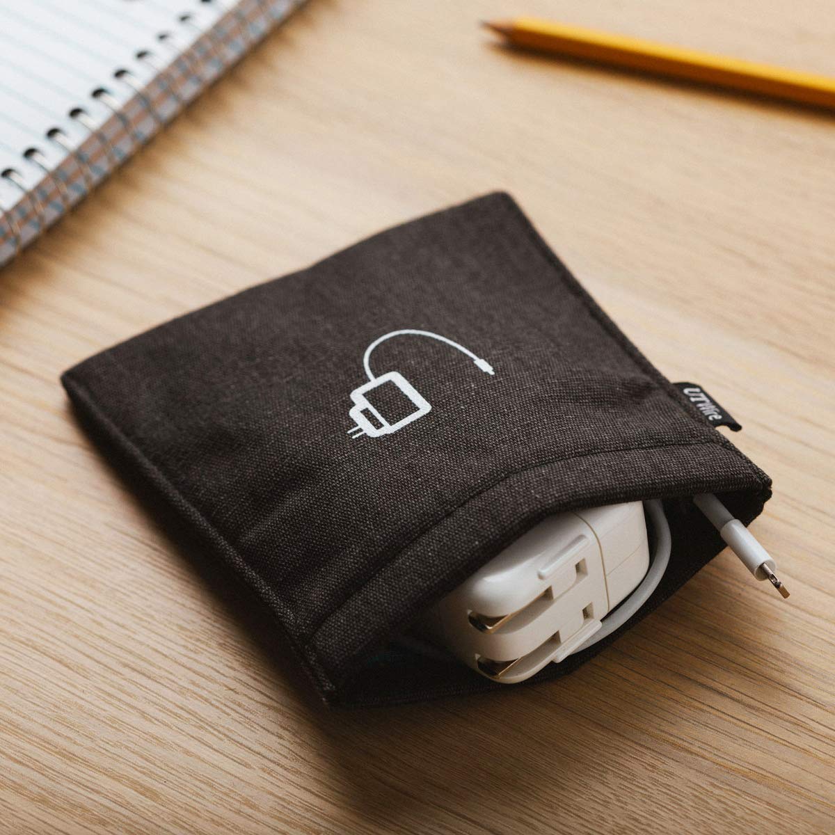 UT Wire Pocket Pouch Kit - Comes with 1 Charger & 1 Earbud Case - (Black)