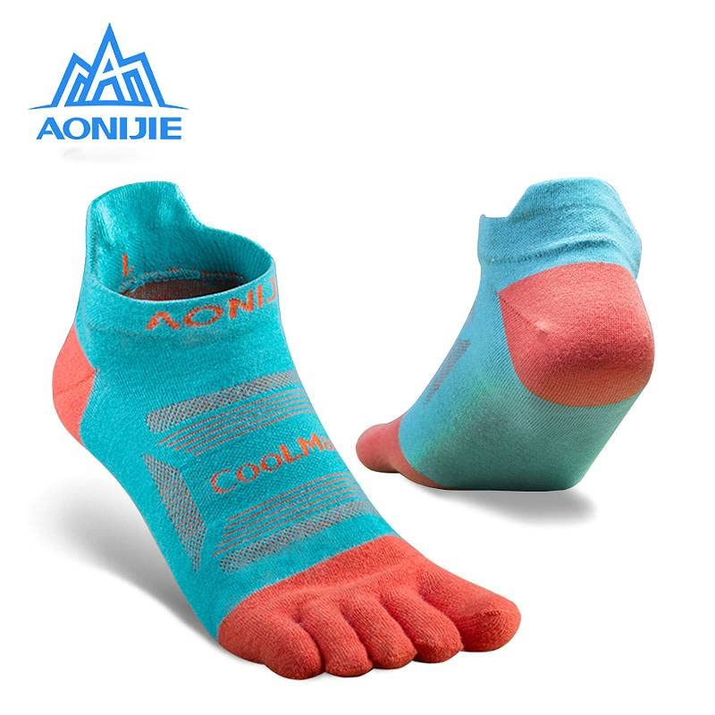 AONIJIE Running Ankle Toe Socks for Men and Women Lightweight Coolmax High Performance Five Finger Athletic Socks(3 Pairs/G: Black Gray, Royal Blue, Emerald Blue,M)