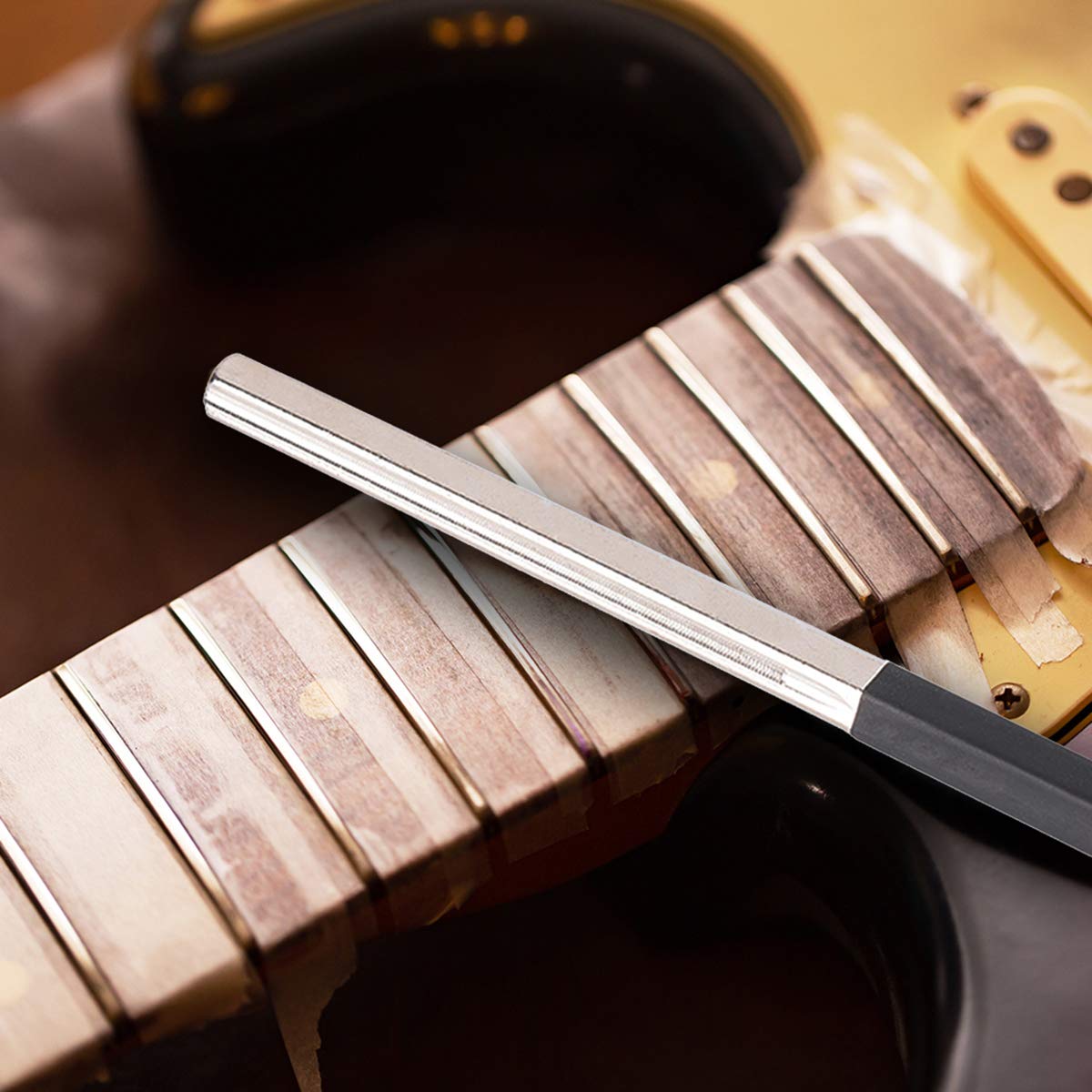 Buytra Guitar Fret Crowning File Tool Dressing File with Narrow/Medium/Wide 3 Edges Guitar Repairing & Luthier Tools