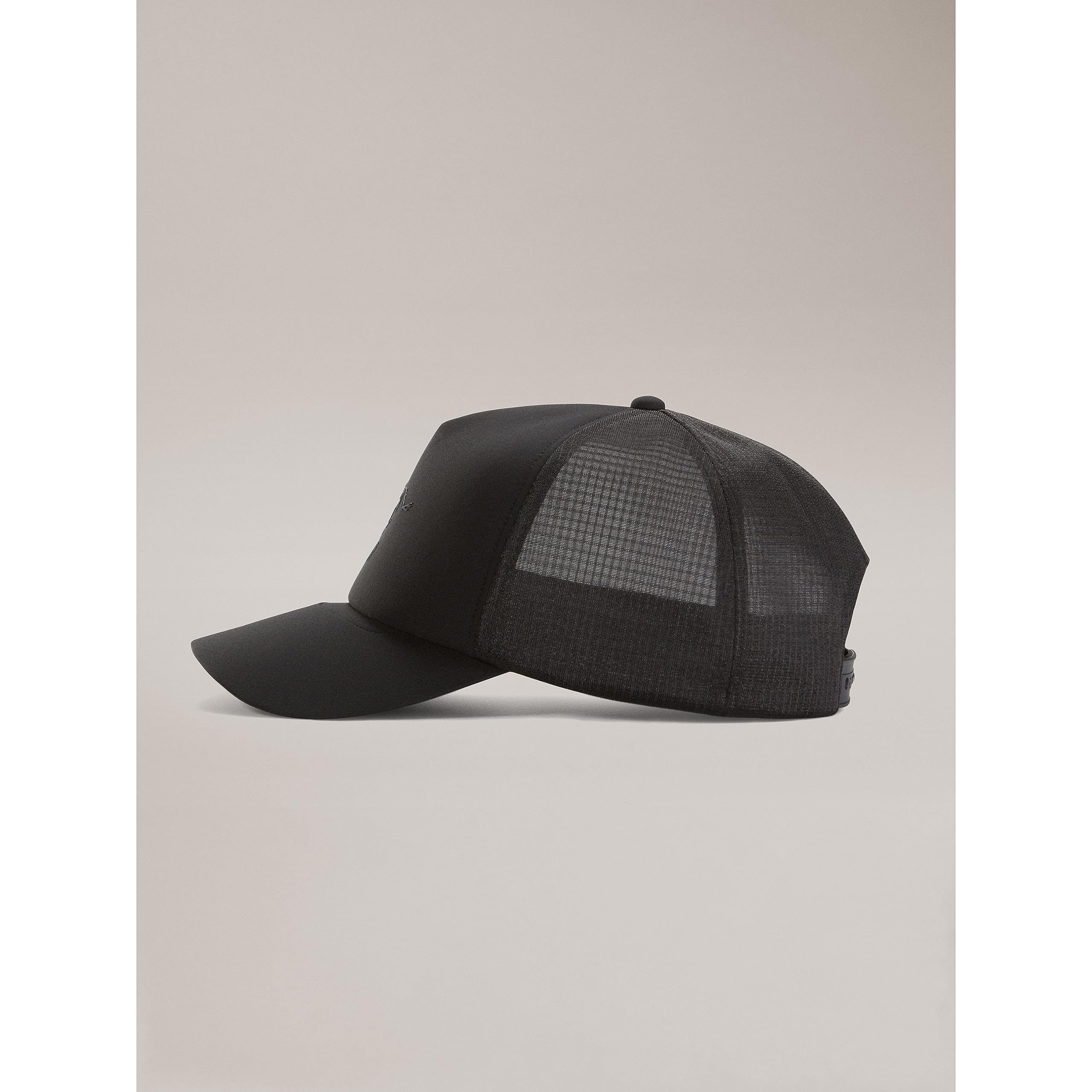Arc'teryx Bird Curved Brim Trucker Hat | Curved-Brim Performance Trucker | Black, One Size