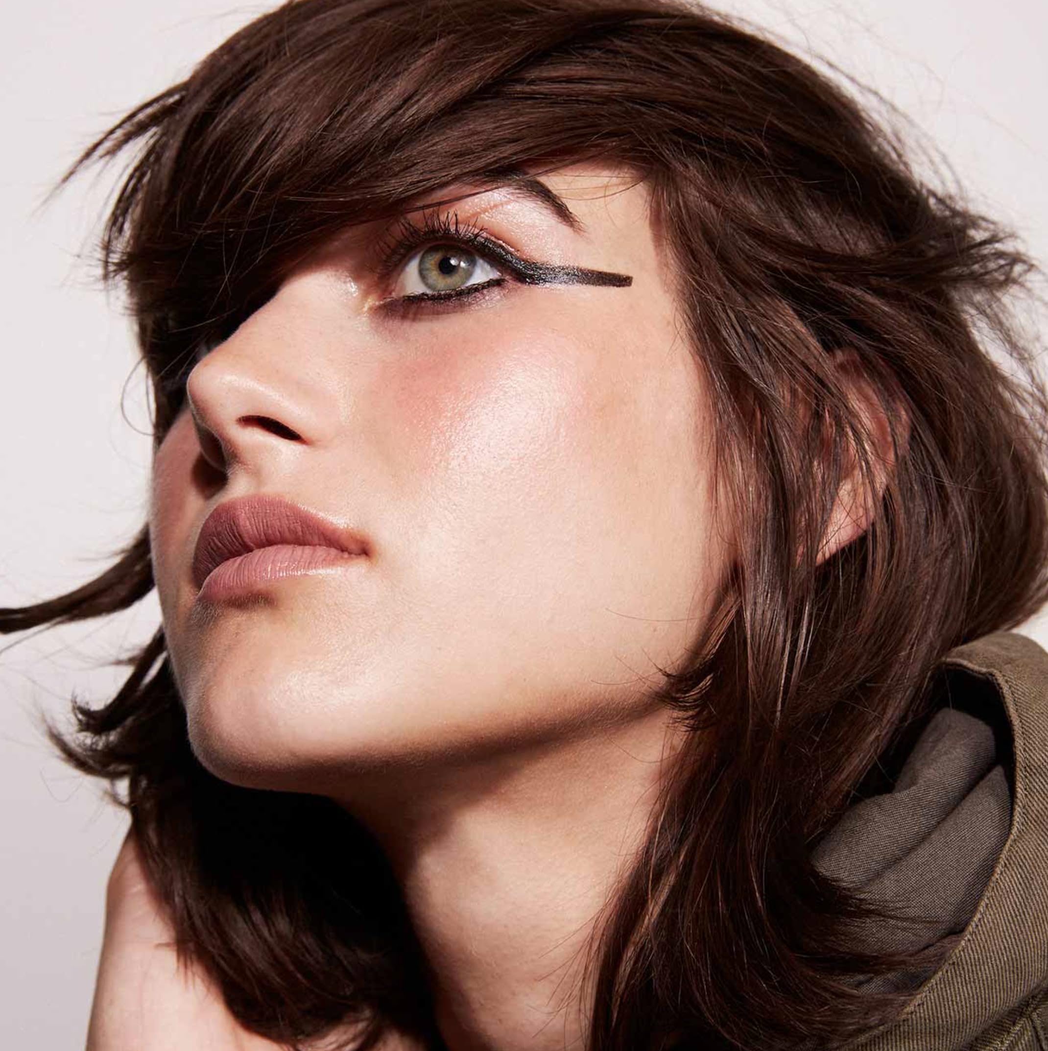 Jillian Dempsey Khôl Eyeliner | Waterproof Eyeliner Pencil with Built-in Smudger | Long-Lasting Intense Color I Jet Black
