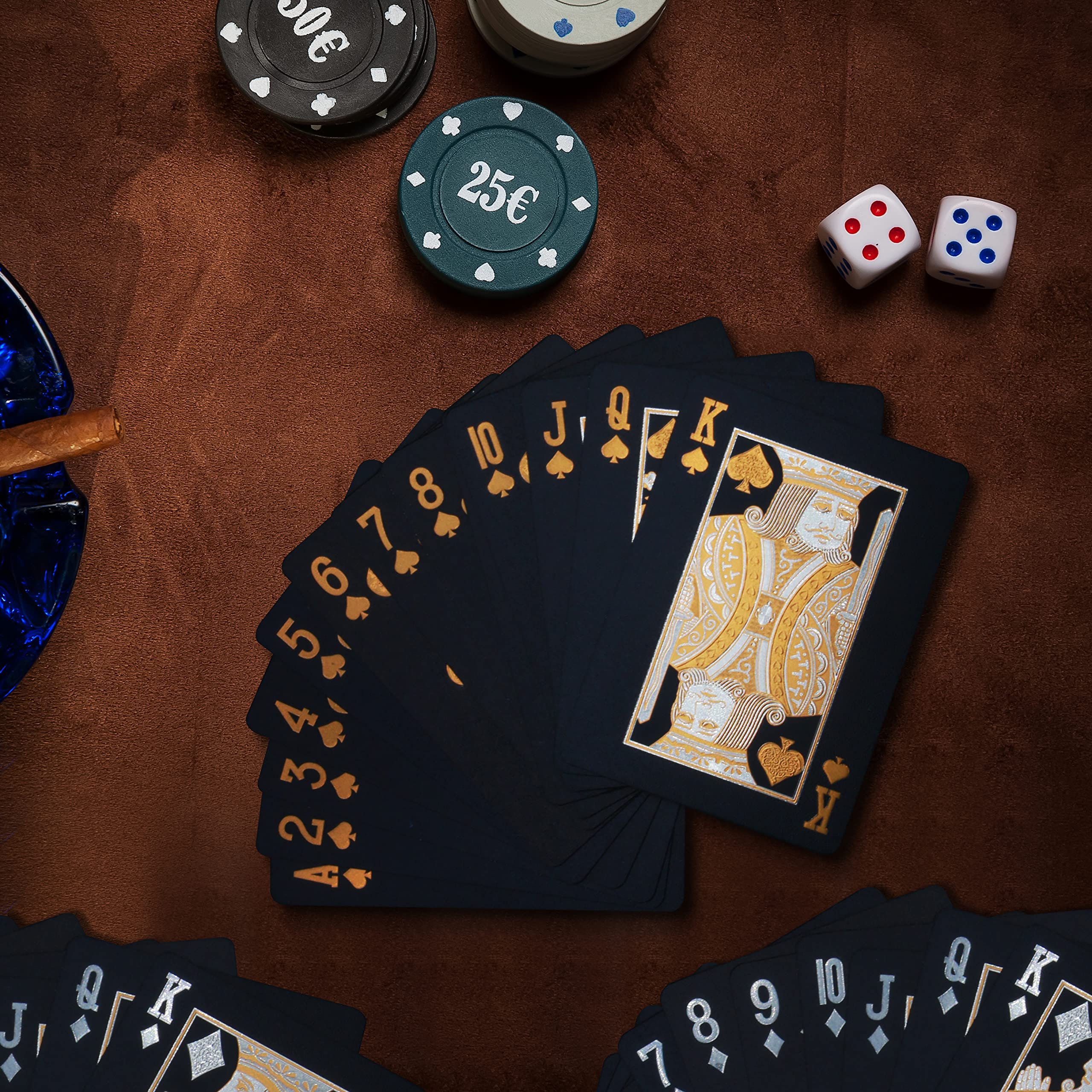 INTEGEAR 2 Decks of Playing Cards, Gold 3D Embossed Patterned Poker Cards Plastic PET Waterproof Playing Cards Luxury Magic Trick Game Tool Gift Reusable Party Decoration