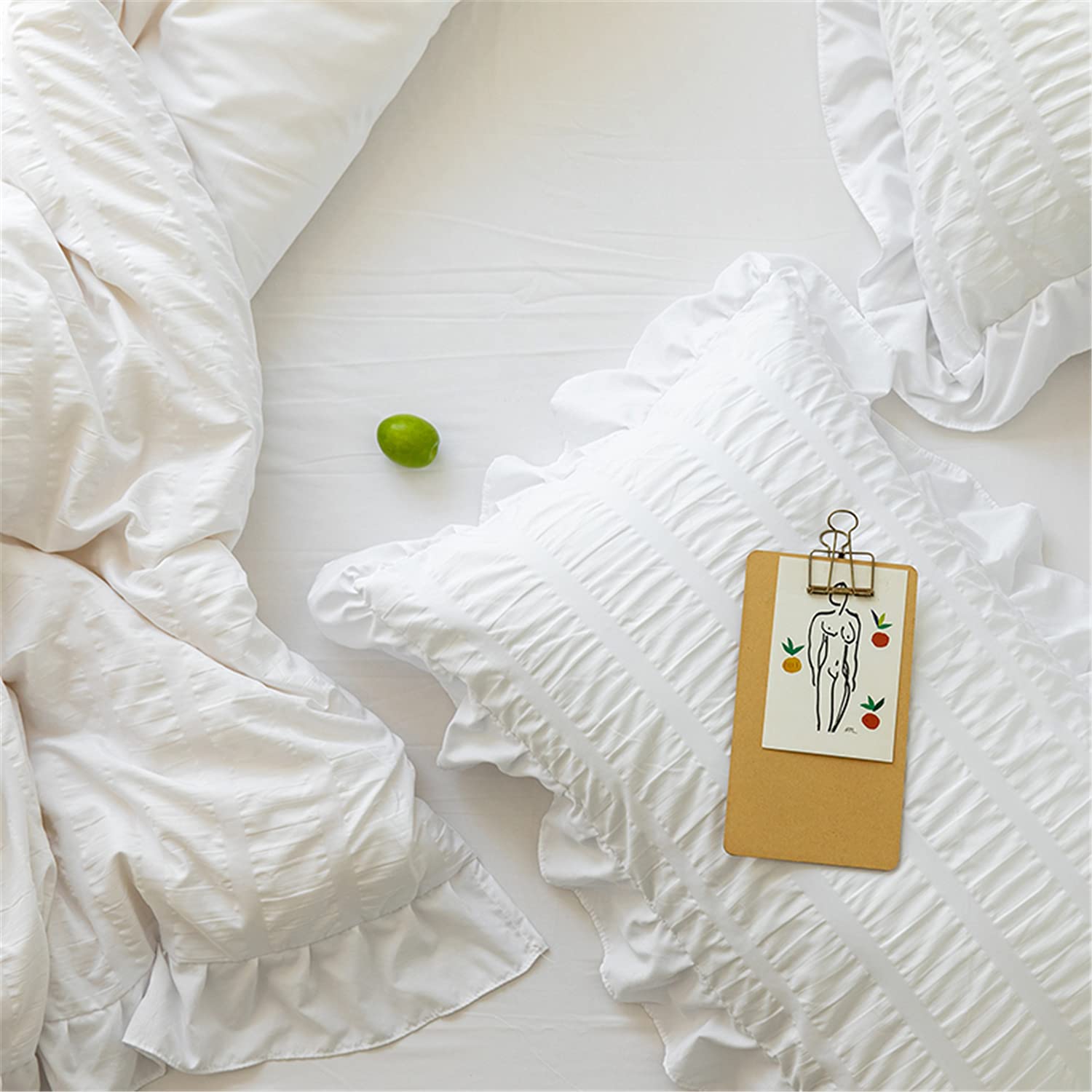 SOUKECHY White Ruffled Bedding-2 Pieces Twin Seersucker Duvet Cover Textured Stripe Style, Soft Lightweight, Washed Microfiber, Zipper Closure and Ties