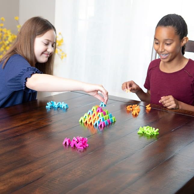 Fat Brain Toys Corners Up - Outsmart. Outstack. Out-Corner. [Fun Family Brainteaser Party Strategy Game for Kids, Teens, & Adults]