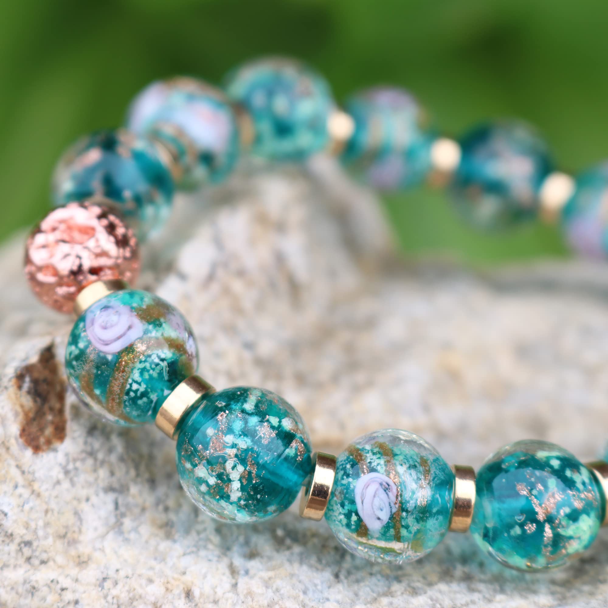 ARTSY Crafts Glow in The Dark Beads Bracelet, Ocean Blue Firefly Beads Stretch Bracelet, Luminous Murano Bead Healing Crystals Bracelets