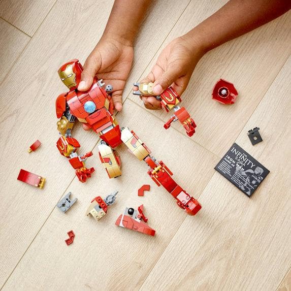 LEGO Marvel Iron Man Figure 76206 Collectible Buildable Toy, Kids Bedroom Display Model from Avengers: Age of Ultron, Infinity Saga Set