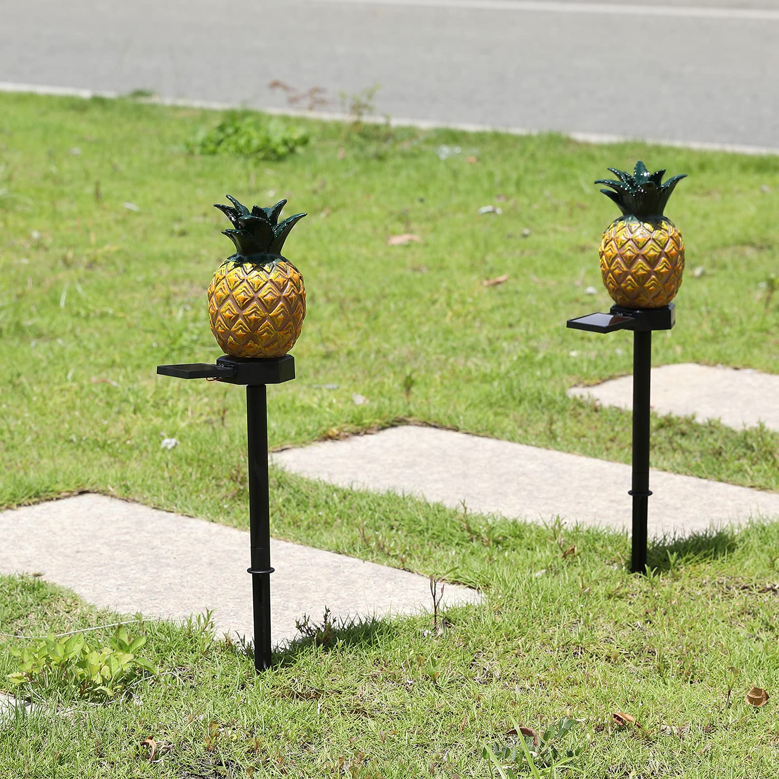 Garden Decor Solar Stake Lights,2 Pack Pineapple Stake Waterproof Landscape Lights,for Villa Garden Yard Lawn Patio House Park Garden Yard Pathway Outdoor Decor