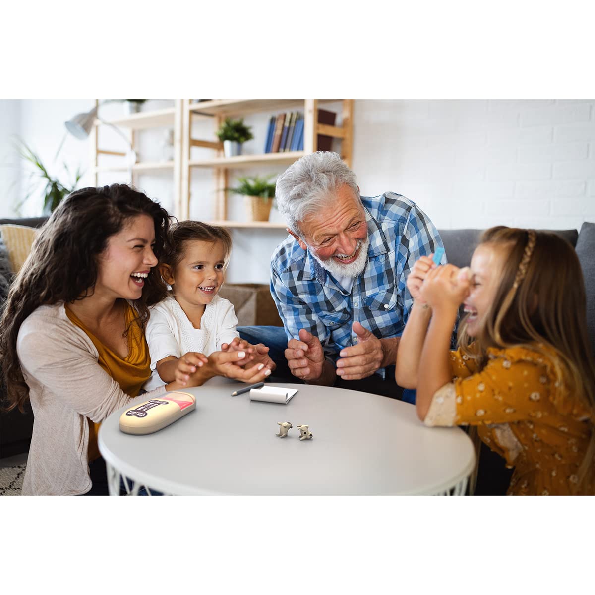 Pass The Pugs Dice Game, The Classic Party and Travel Game, Will You get a Double faceplant or Puppy Love, First to 100 Points wins, Makes a Great Gift for Ages 6 Plus
