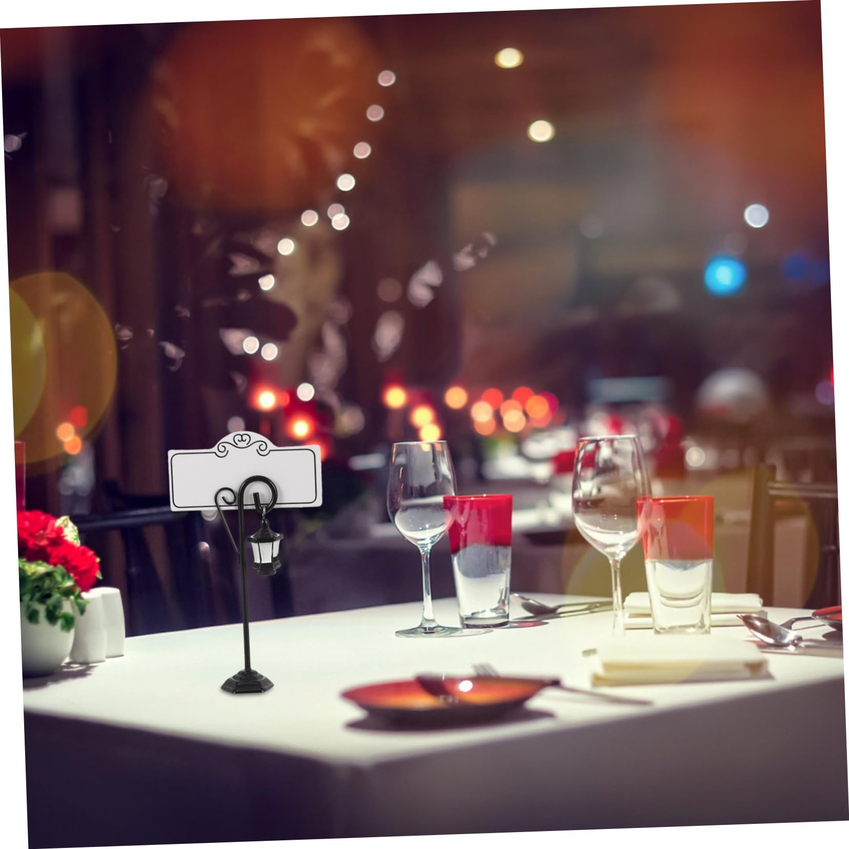 NUOBESTY 4pcs Street Light Clip Tabletop Miniatures Wedding Decorations for Tables Mini Card Holder Place Stand Dollhouse Lamppost Street Lamp Models Metal Black Message Clip Note Clamp