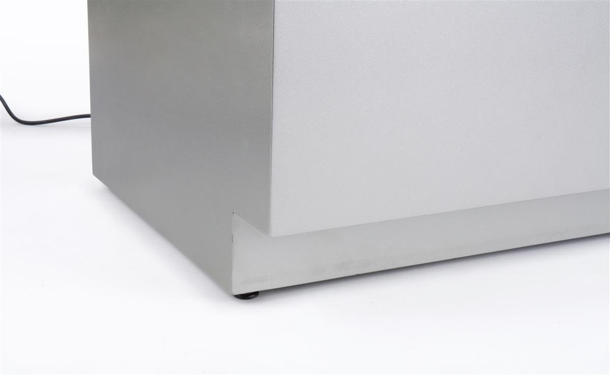 Displays2go Glass Merchandise Counter, Laminated MDF, Tempered Glass โ Silver (GTLEDQ4SLV)