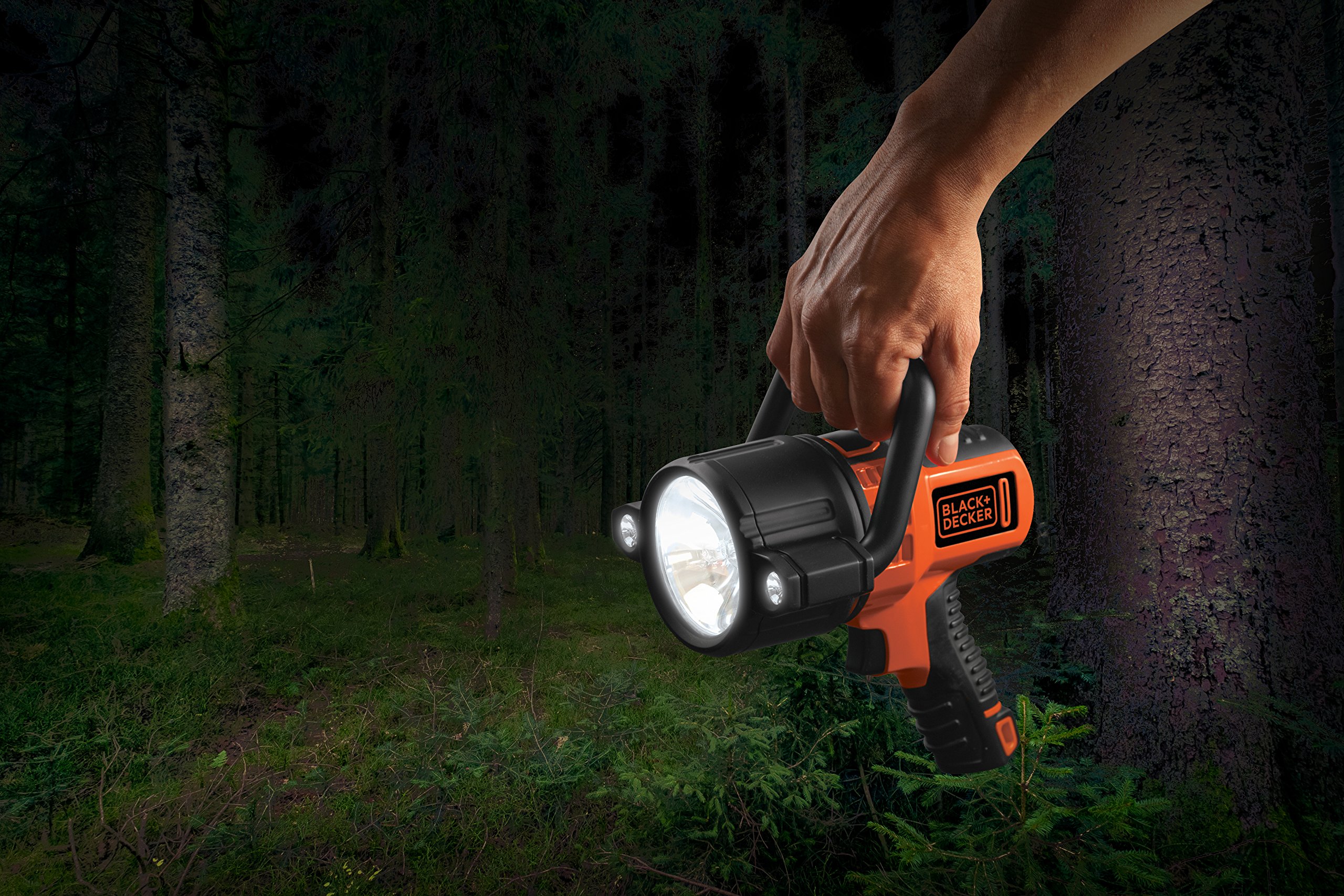 BLACK+DECKER SLV2B Rechargeable 750 Lumen Lithium Ion 10W LED Spotlight Flashlight