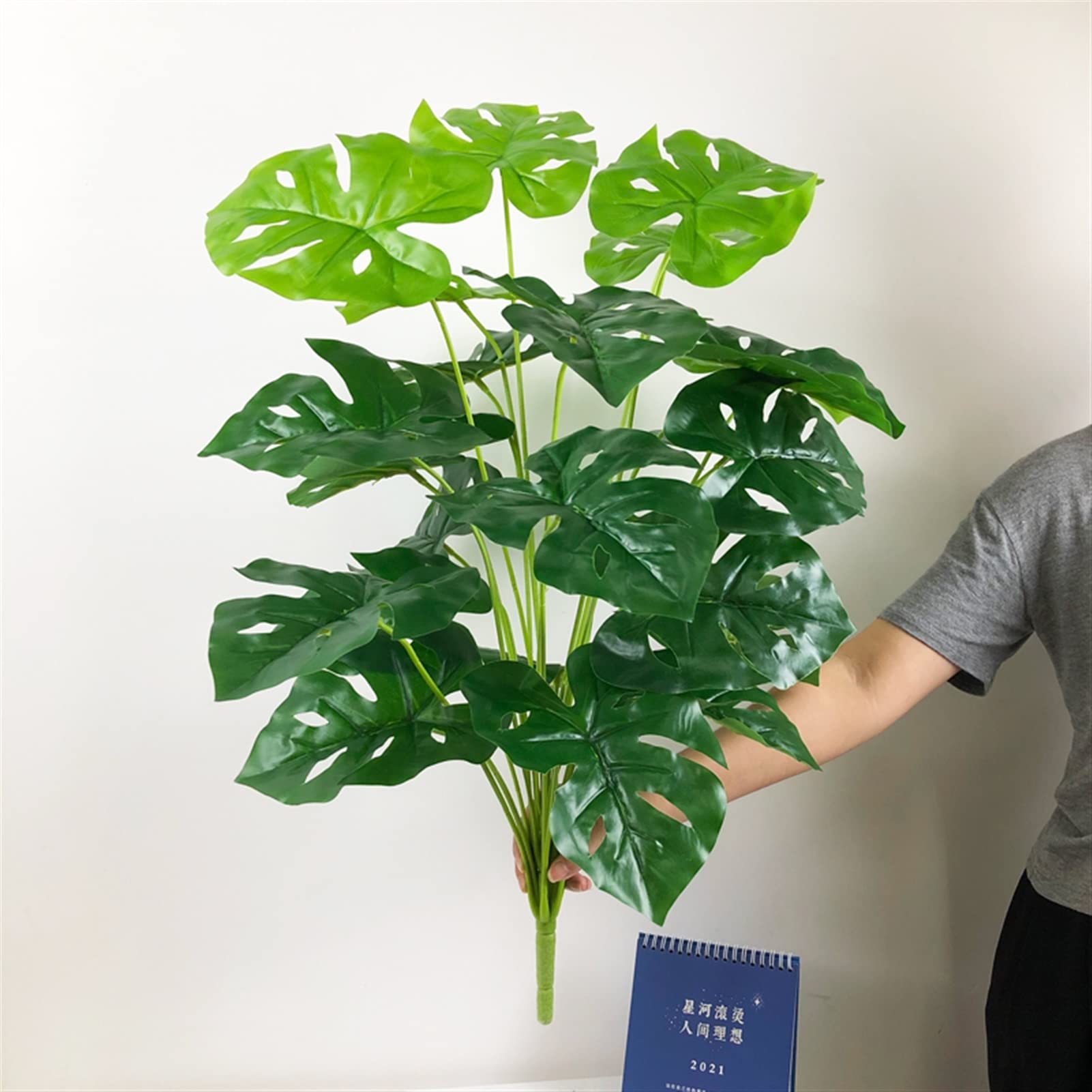 WANGNINGCHAO Garden Wedding Decorations 75 cm 24 Large Artificial Tropical Leaf Plastic Palm Tree, Suitable for Home Office Decoration Versatile, Practical, Fashionable, high-end
