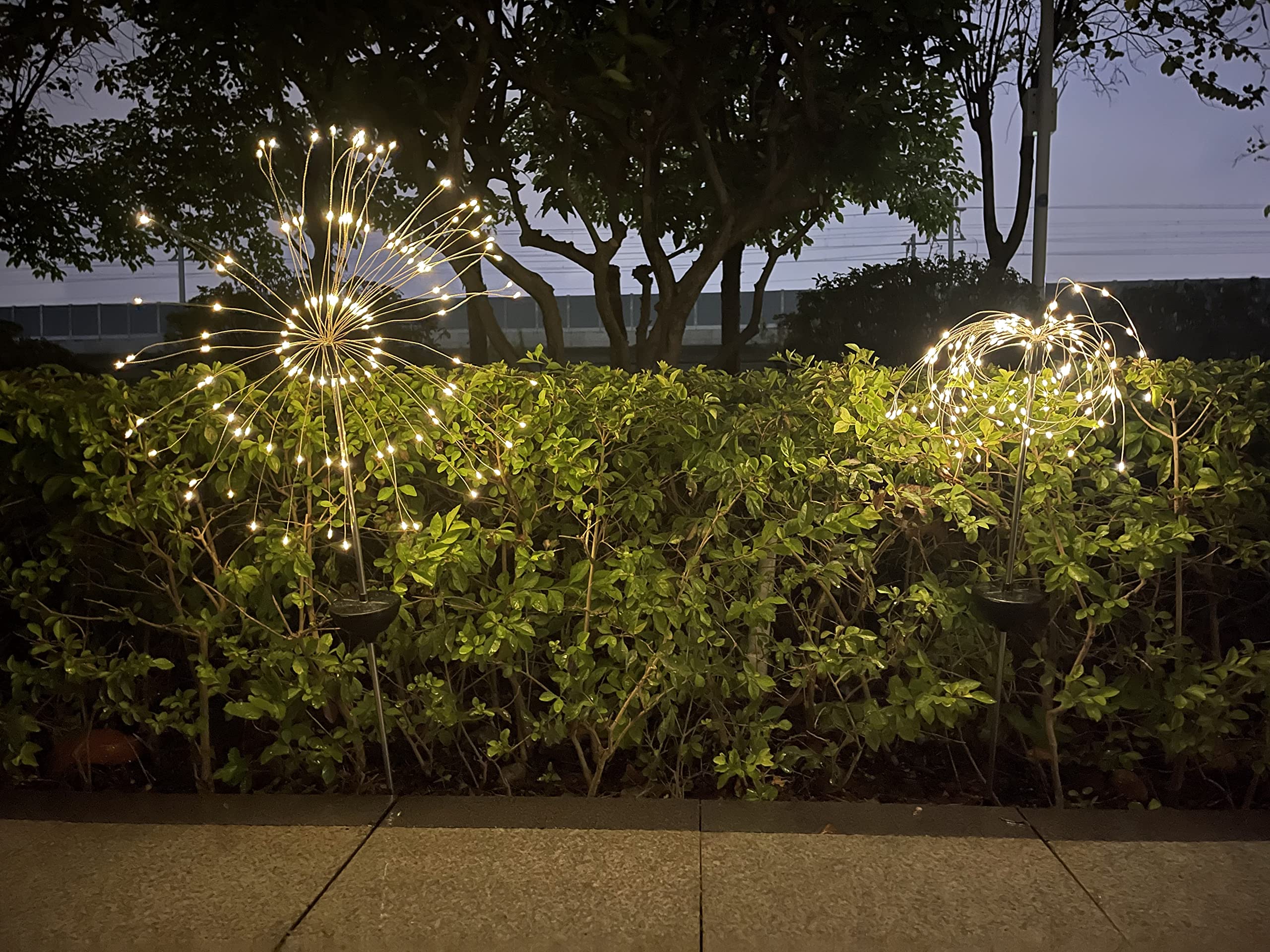 Honche Solar Garden Lights Outdoor Waterproof, LED Firefly Starburst Firework Light for Pathway Patio Lawn Backyard Flowerbed Party Christmas Decorations with 120 LEDs 8 Mode 2 Pack Warm White Round