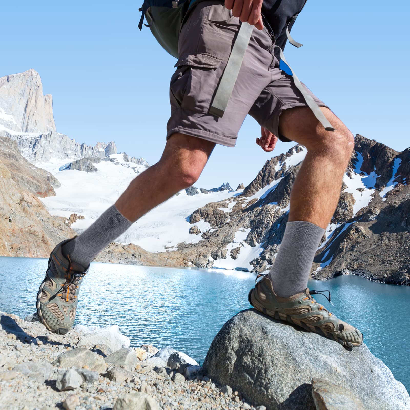 AKASO Merino Wool Hiking Socks - Breathable Moisture Wicking Crew Athletic Socks with Cushioned for Men & Women (2 Pairs)
