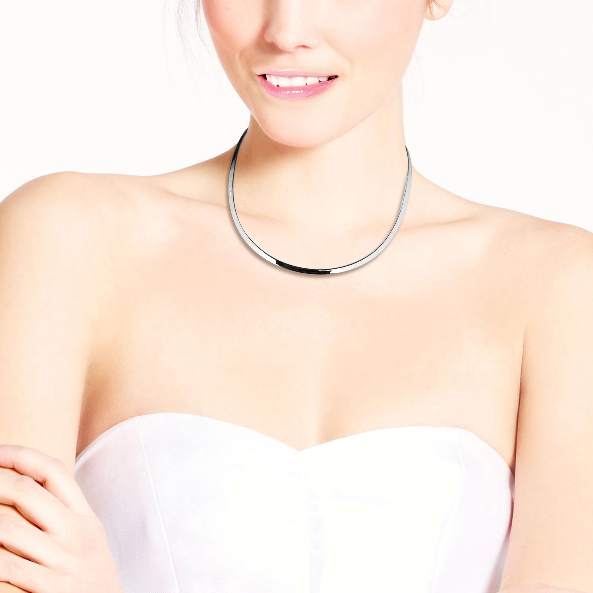 AeraVida Minimalist Contempo Plain Sterling Silver Choker Necklace