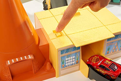 Disney Cars Toys Race Around Radiator Springs Playset