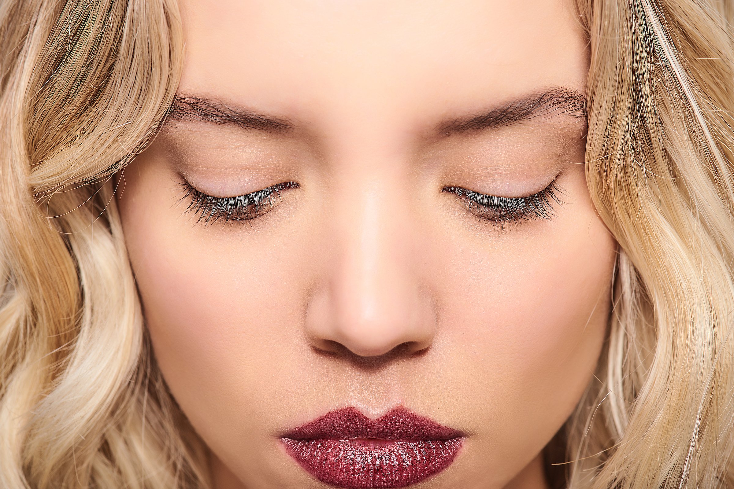 Mineral Mascara by EVXO - All Natural, Organic Ingredients, Hypoallergenic, Vegan, Cruelty Free, Gluten Free (Black)