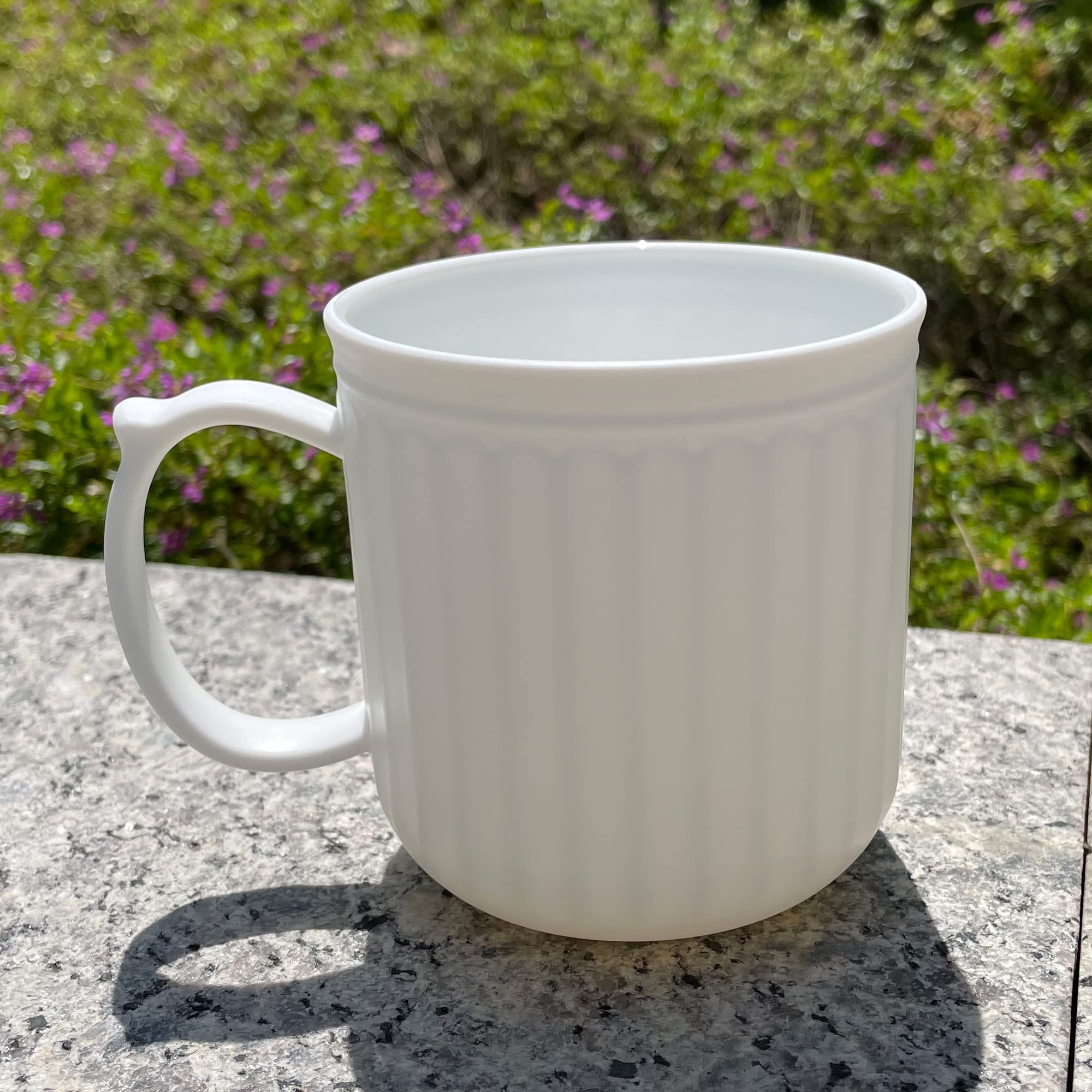 AOYITE Plastic Coffee Cups with Handles - Unbreakable BPA Free Coffee Mugs 13 oz set of 4 - Reusable Dishwasher Safe Hard Drinking Cups for Kids Kitchen Outdoor (Thick Wall)